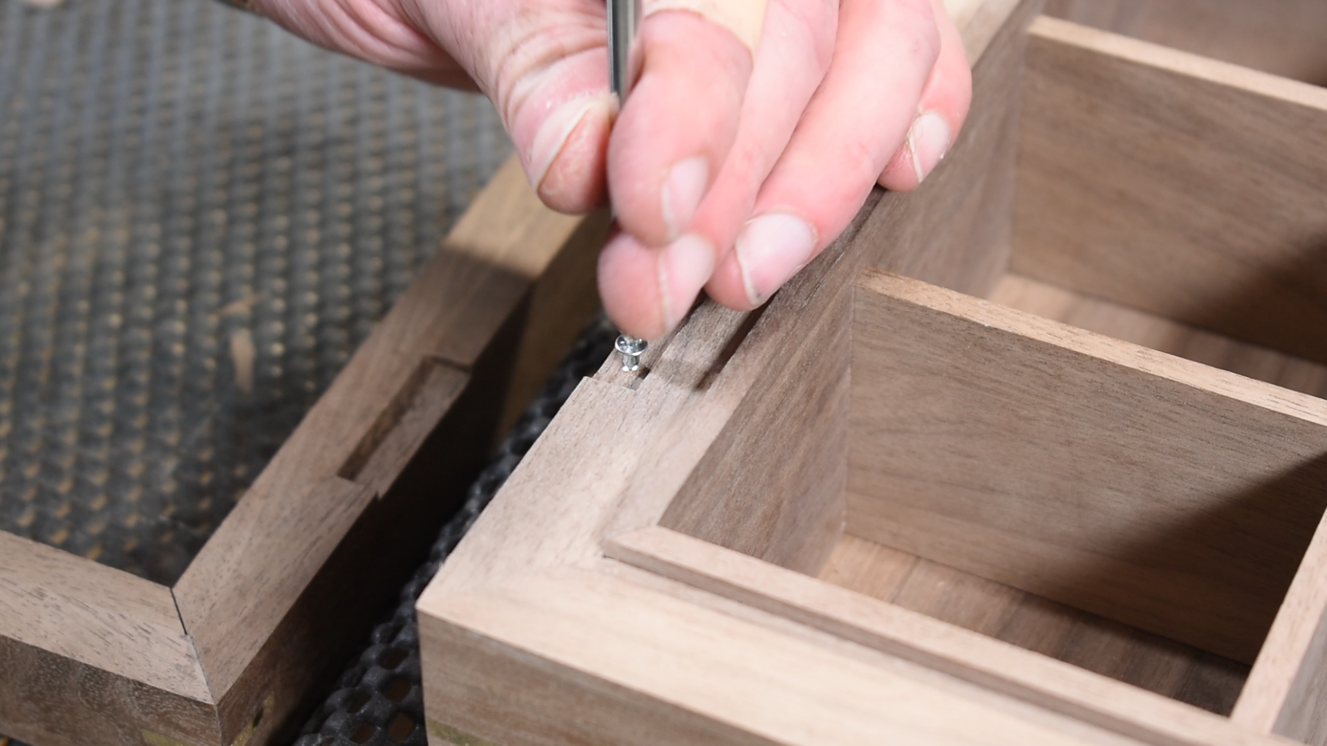 How to Install Box Hinges : 6 Steps (with Pictures) - Instructables