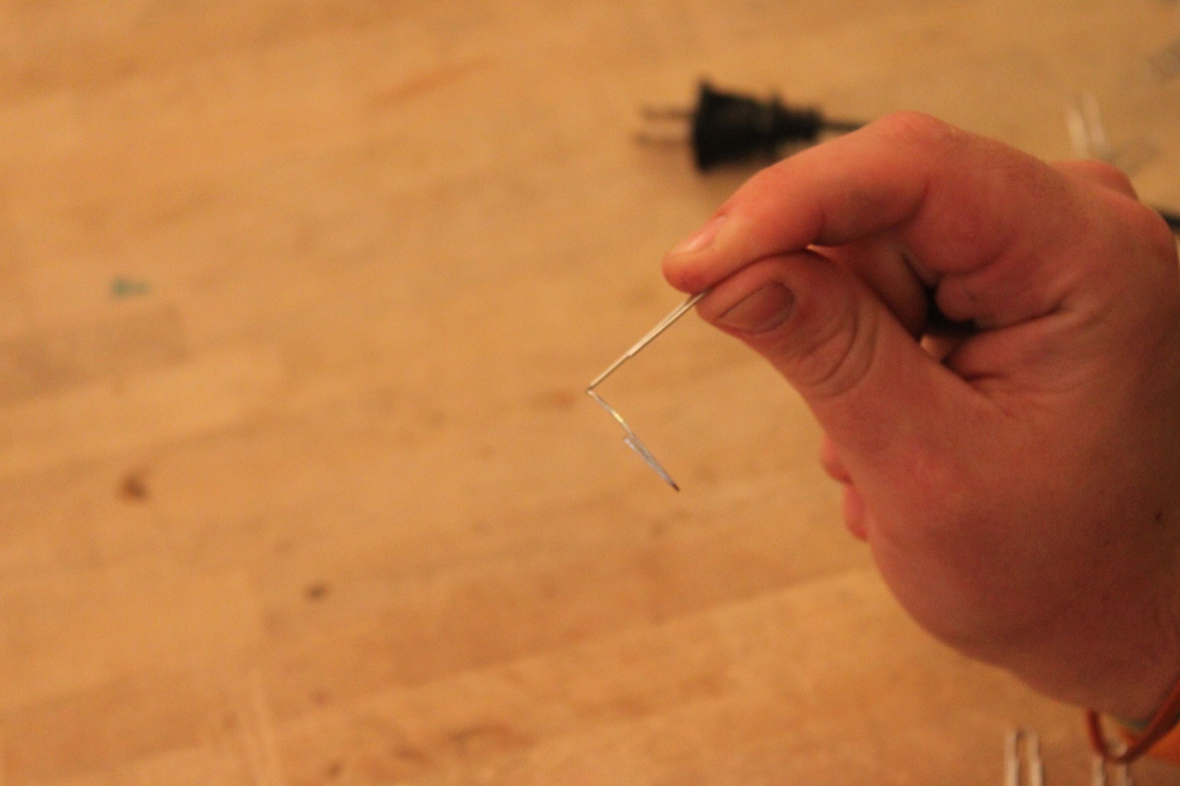 How to Make a Simple Motor : 8 Steps (with Pictures) - Instructables