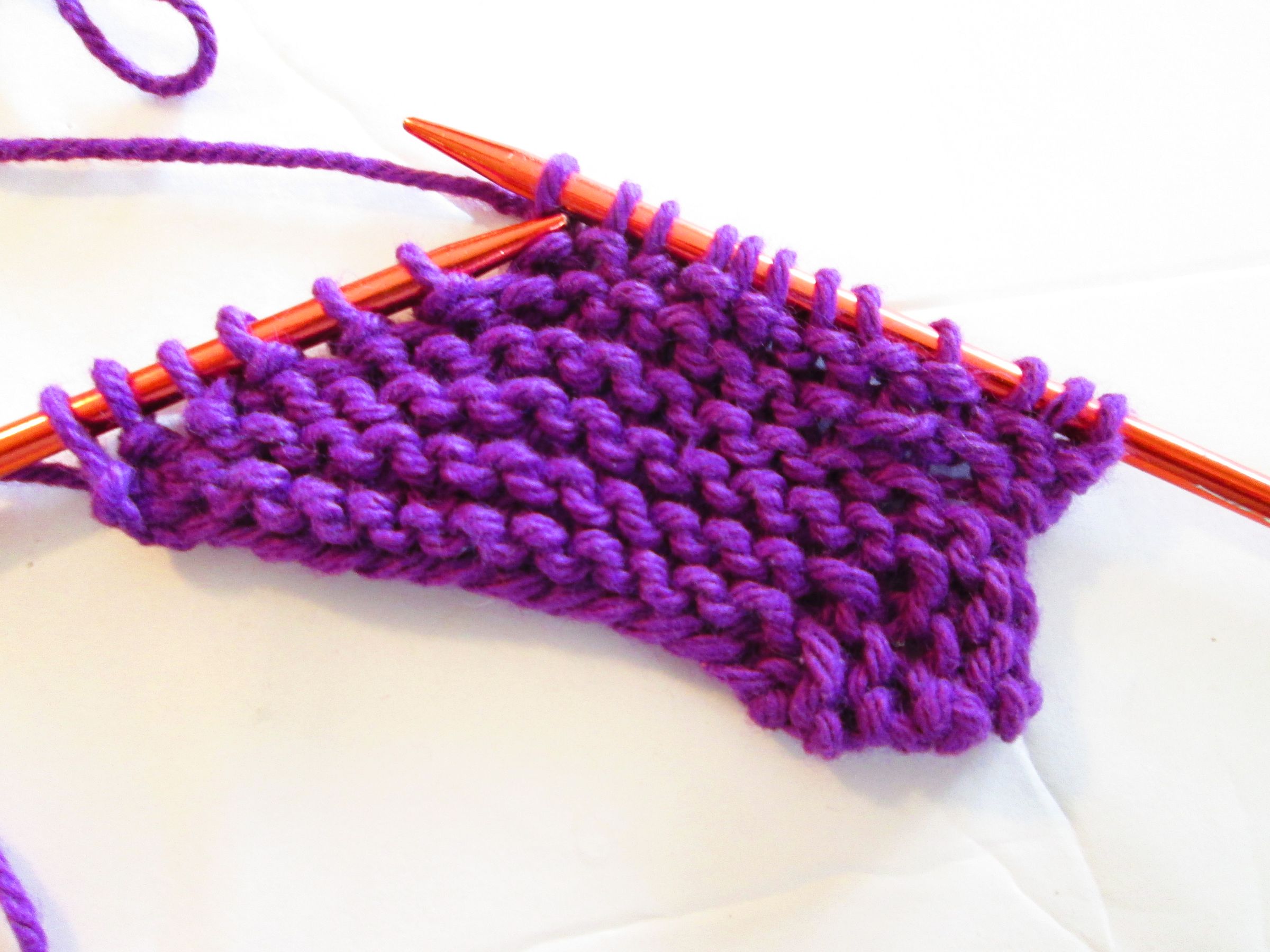 Knit a Round Purple Dish Cloth : 17 Steps (with Pictures) - Instructables