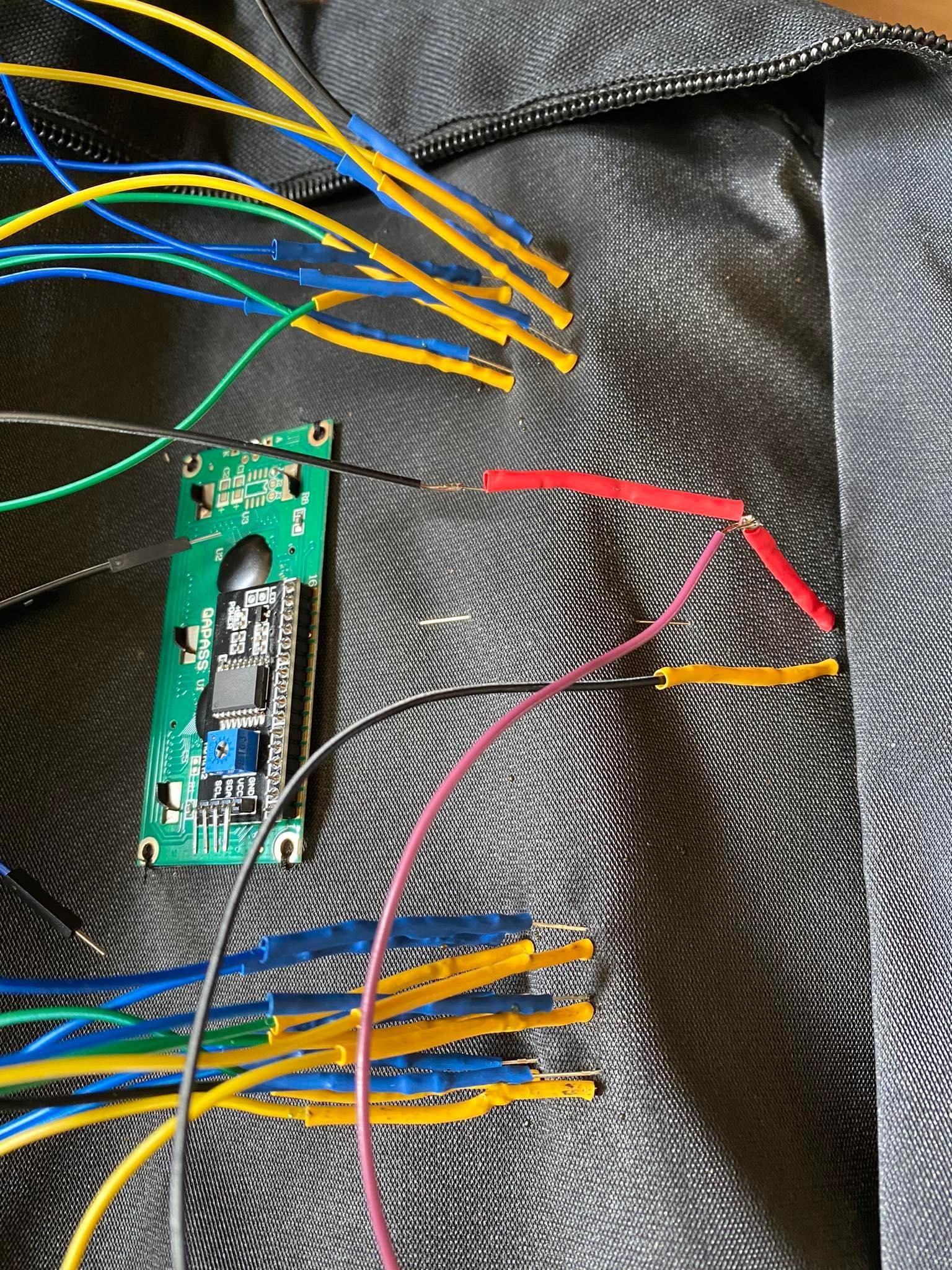 Trackpack: Backpack With Turn Signals, Automatic Backlights and ...