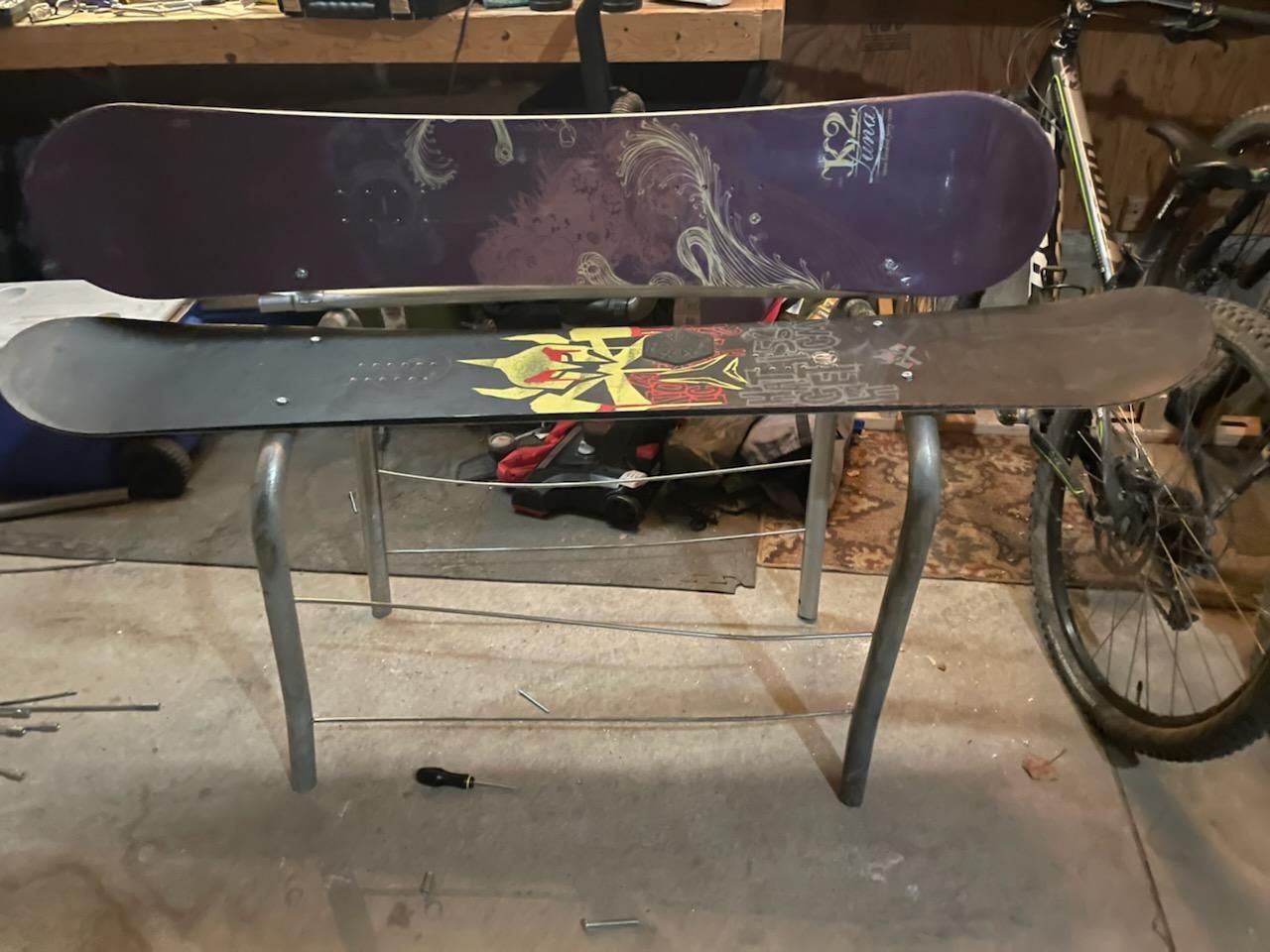 Recycled Snowboard Bench : 8 Steps - Instructables