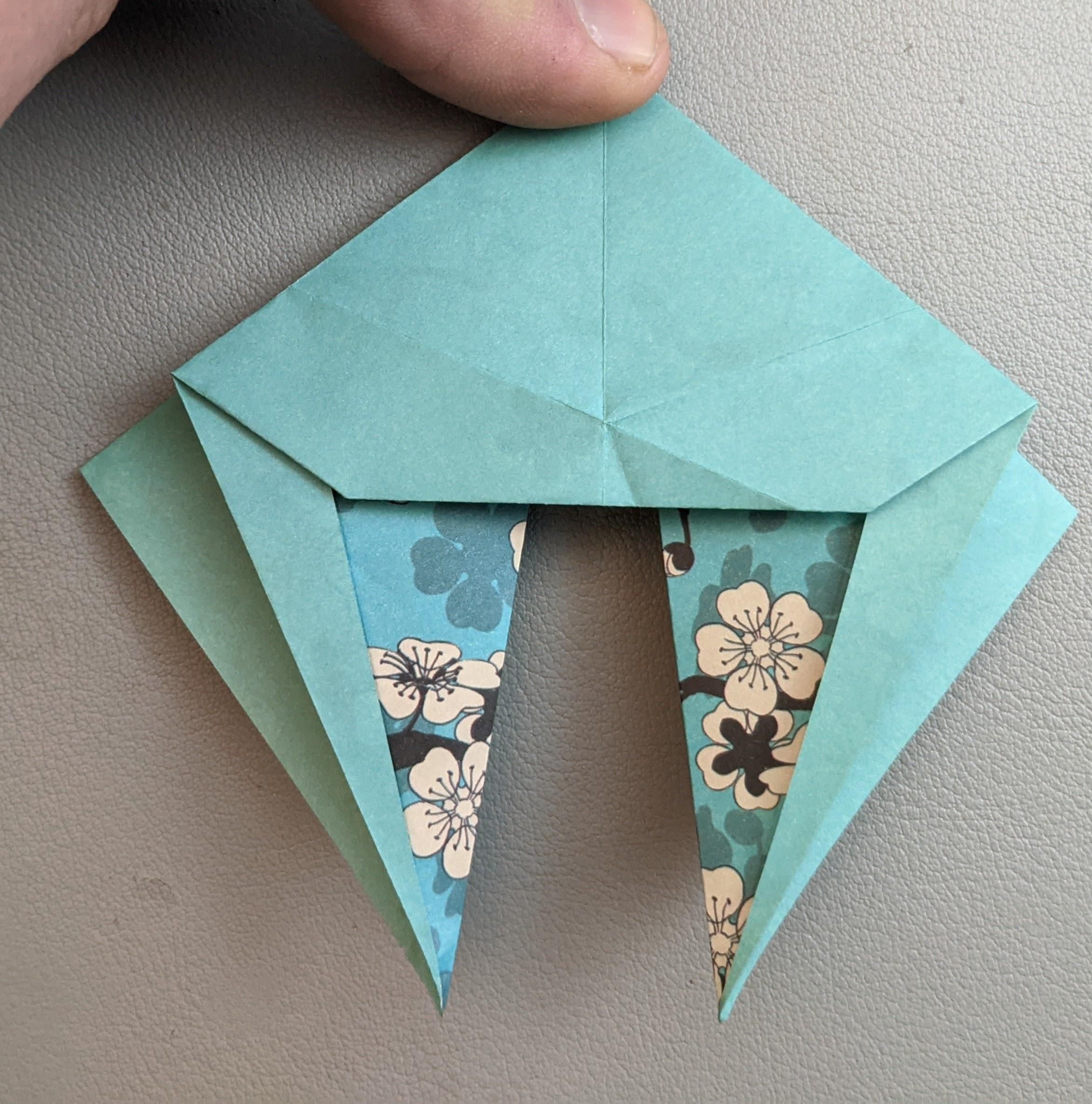 Origami Walrus Bookmark V2 : 9 Steps - Instructables