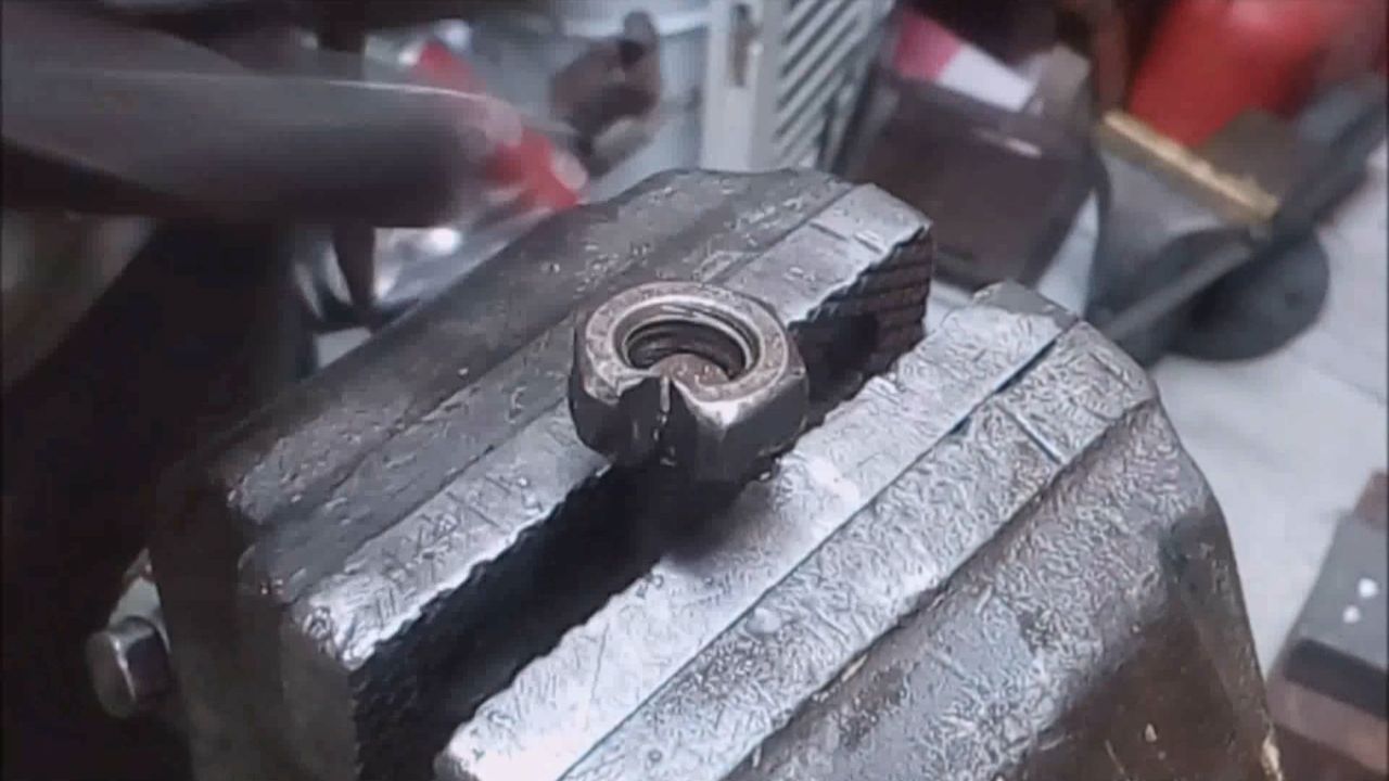 Nut Splitter DIY : 5 Steps (with Pictures) - Instructables