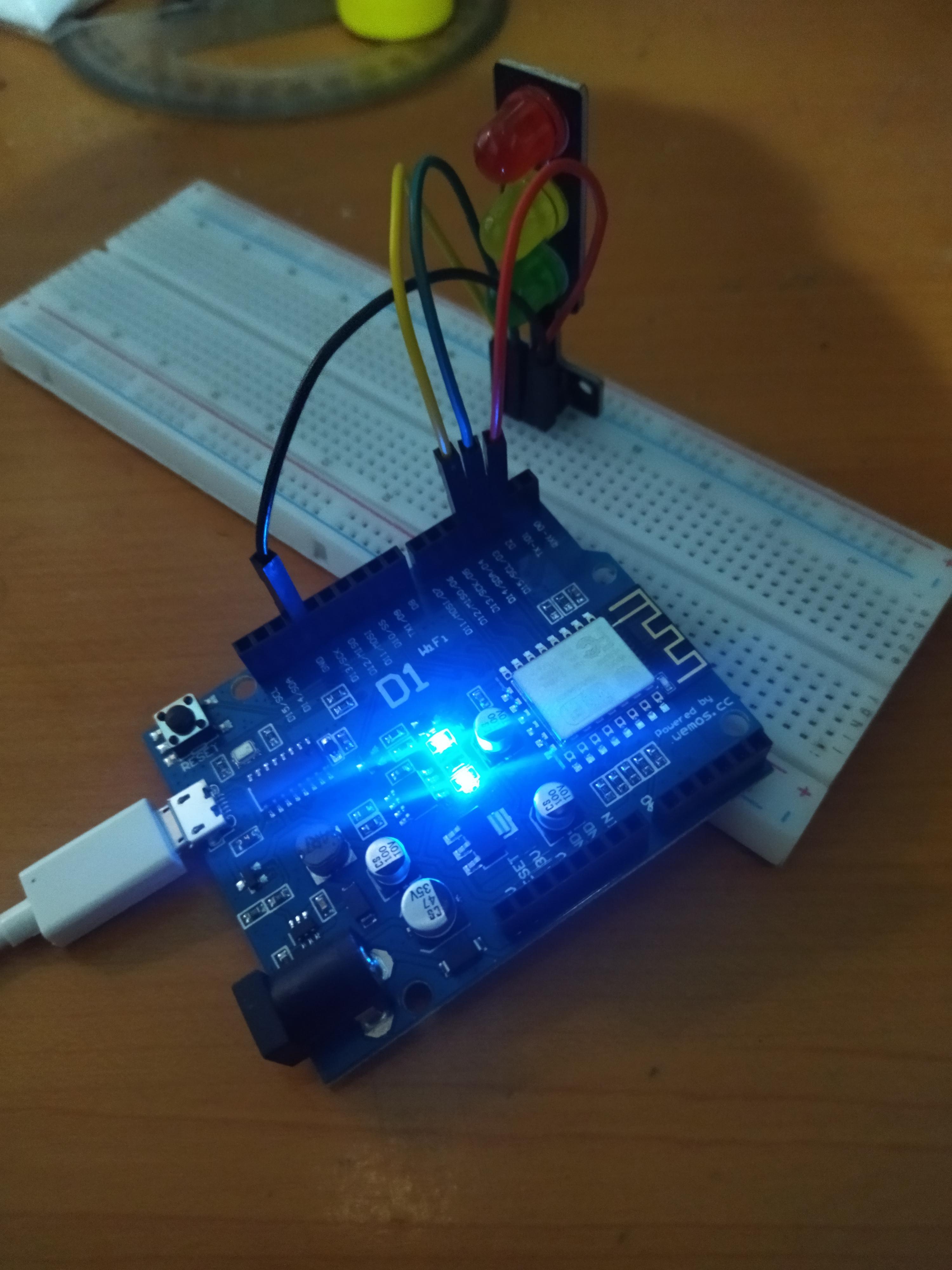 How to Use Arduino WeMos D1 WiFi UNO ESP8266 IOT IDE Compatible Board ...