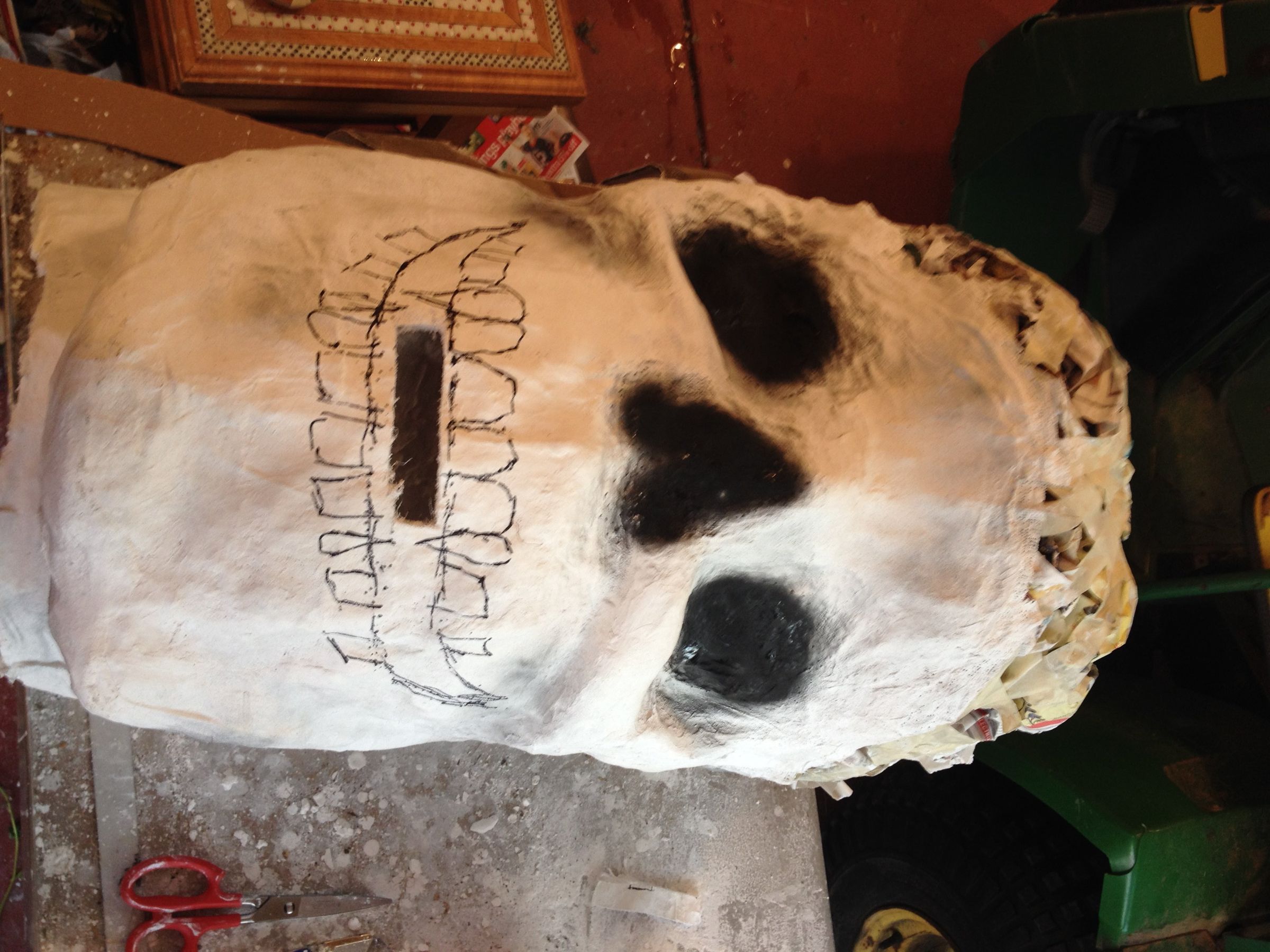 Giant Halloween Skull Mask : 8 Steps (with Pictures) - Instructables