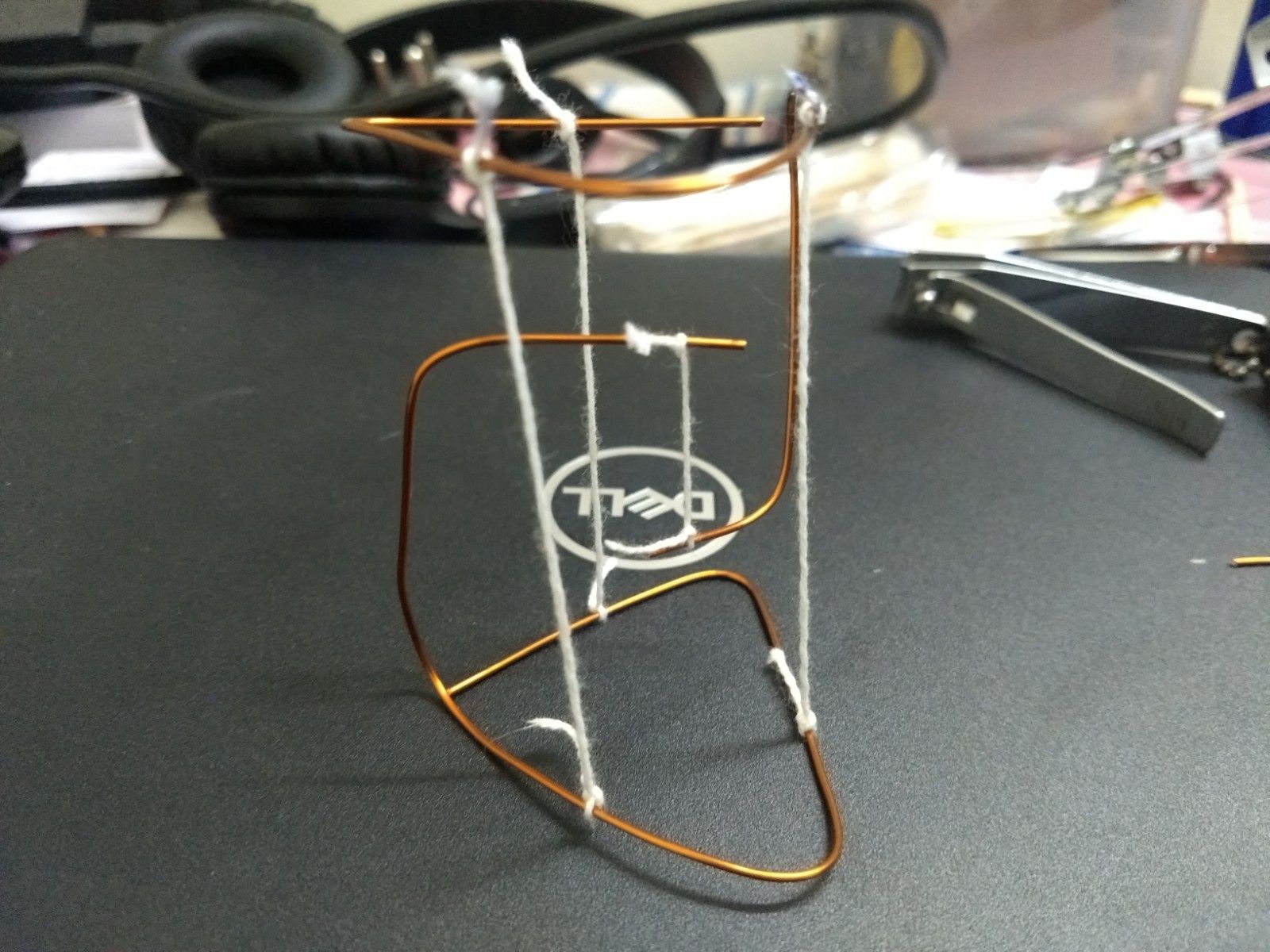 10 Minute Tensegrity : 5 Steps - Instructables