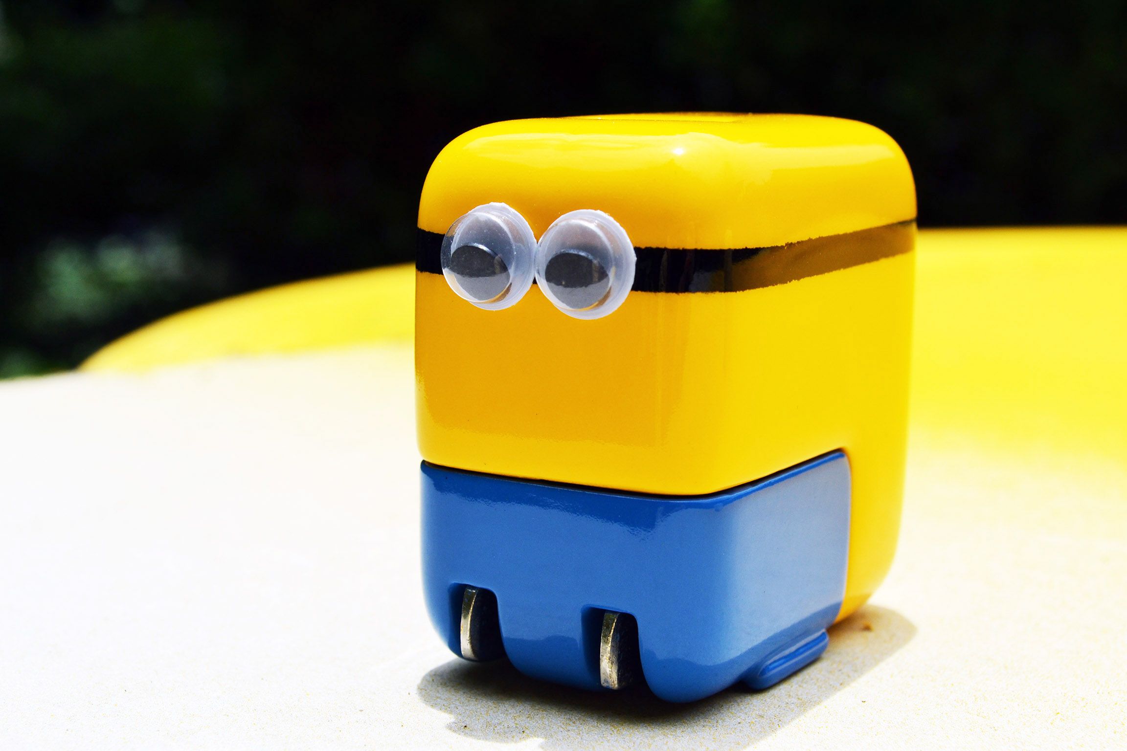 Minion IPhone Charger (with Pictures) - Instructables