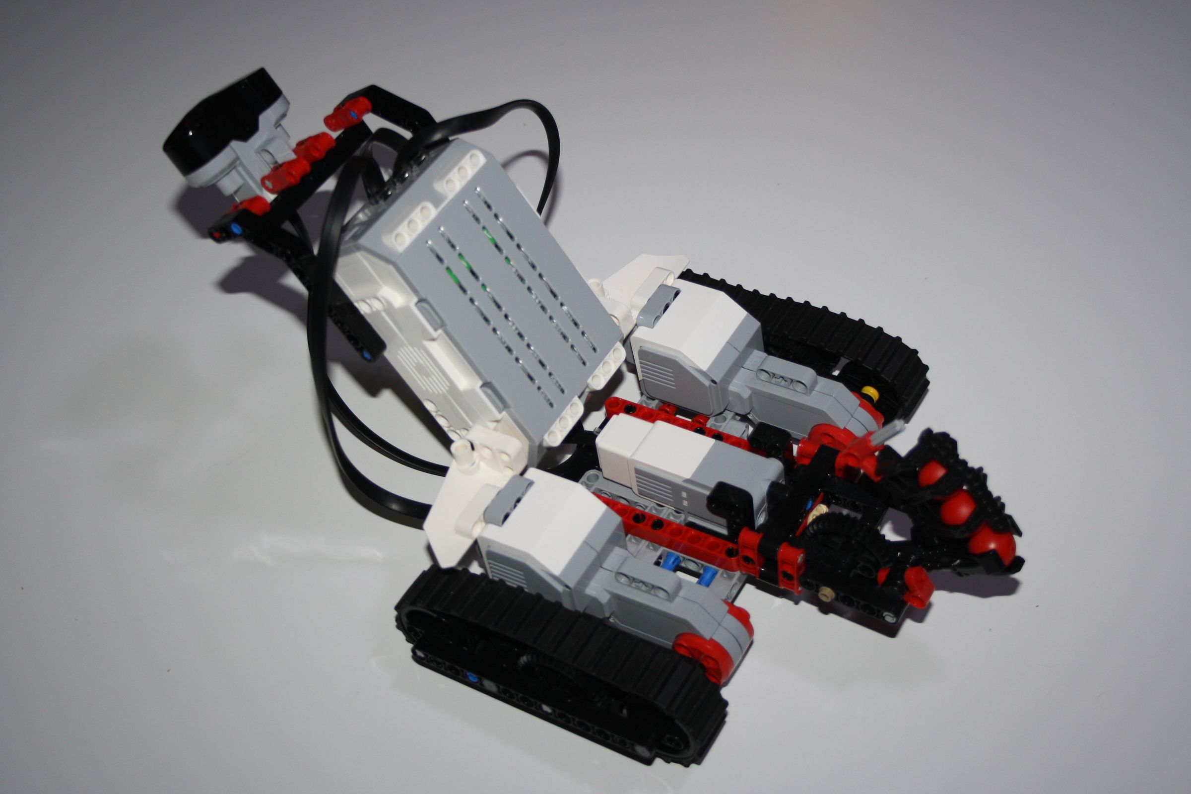 Lego Ev3 Build for Learning Programing and Robotics : 9 Steps - Instructables