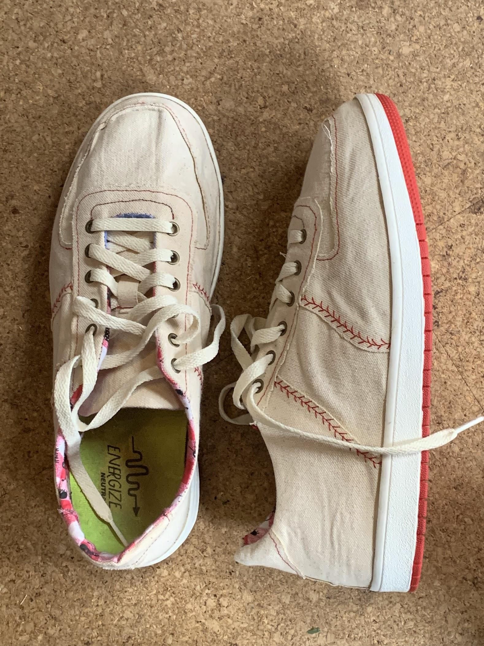 Custom Canvas Sneakers : 9 Steps (with Pictures) - Instructables