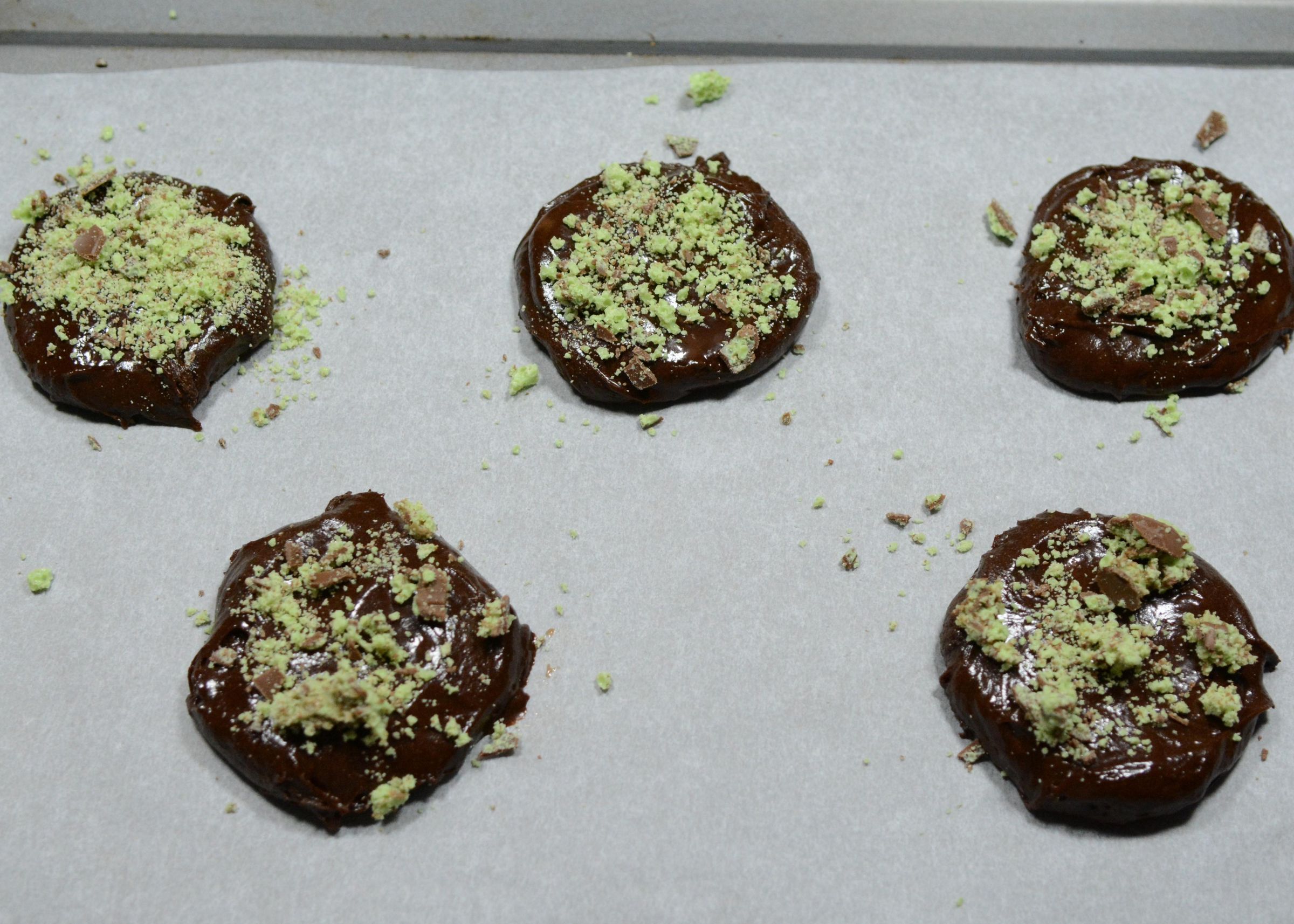 Aero Mint Chocolate Fudgy Cookies : 5 Steps (with Pictures) - Instructables