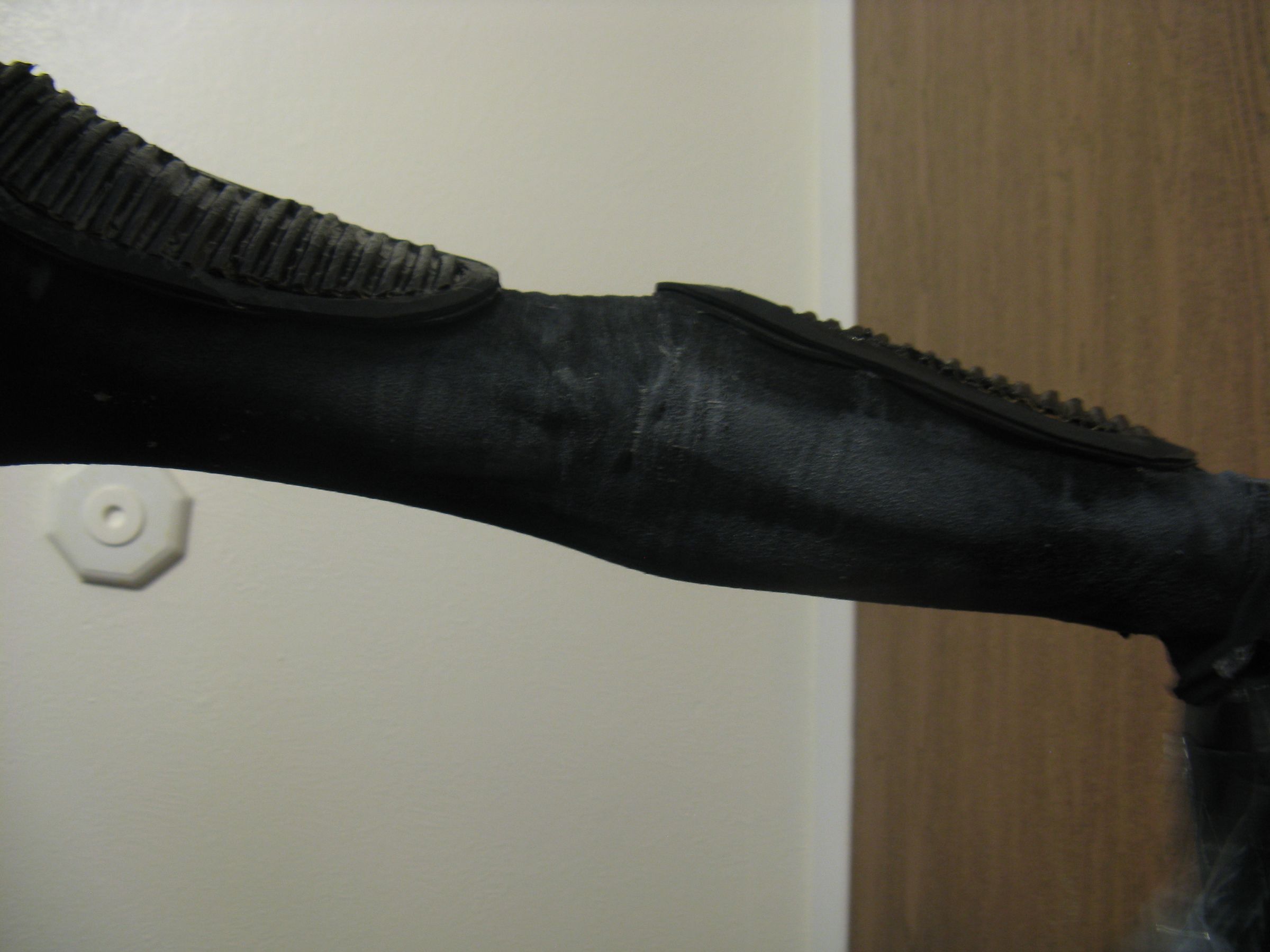 Alien Warrior Costume From Aliens : 8 Steps - Instructables