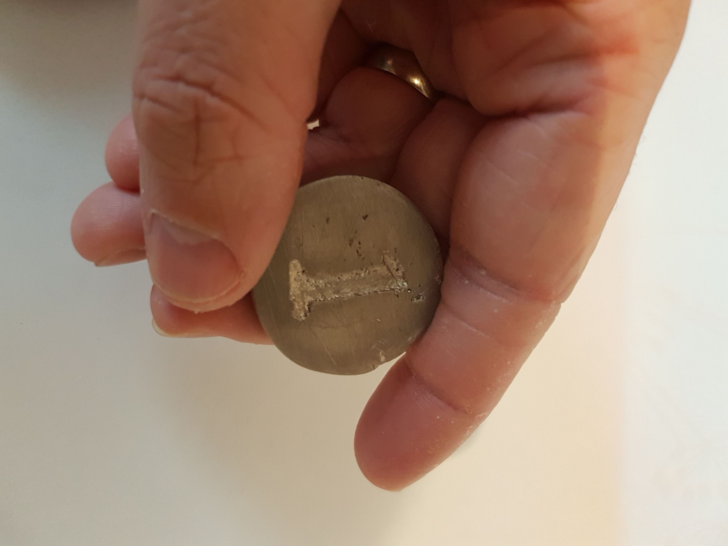 How to Sand Cast a Deep Onion Coin : 9 Steps (with Pictures ...