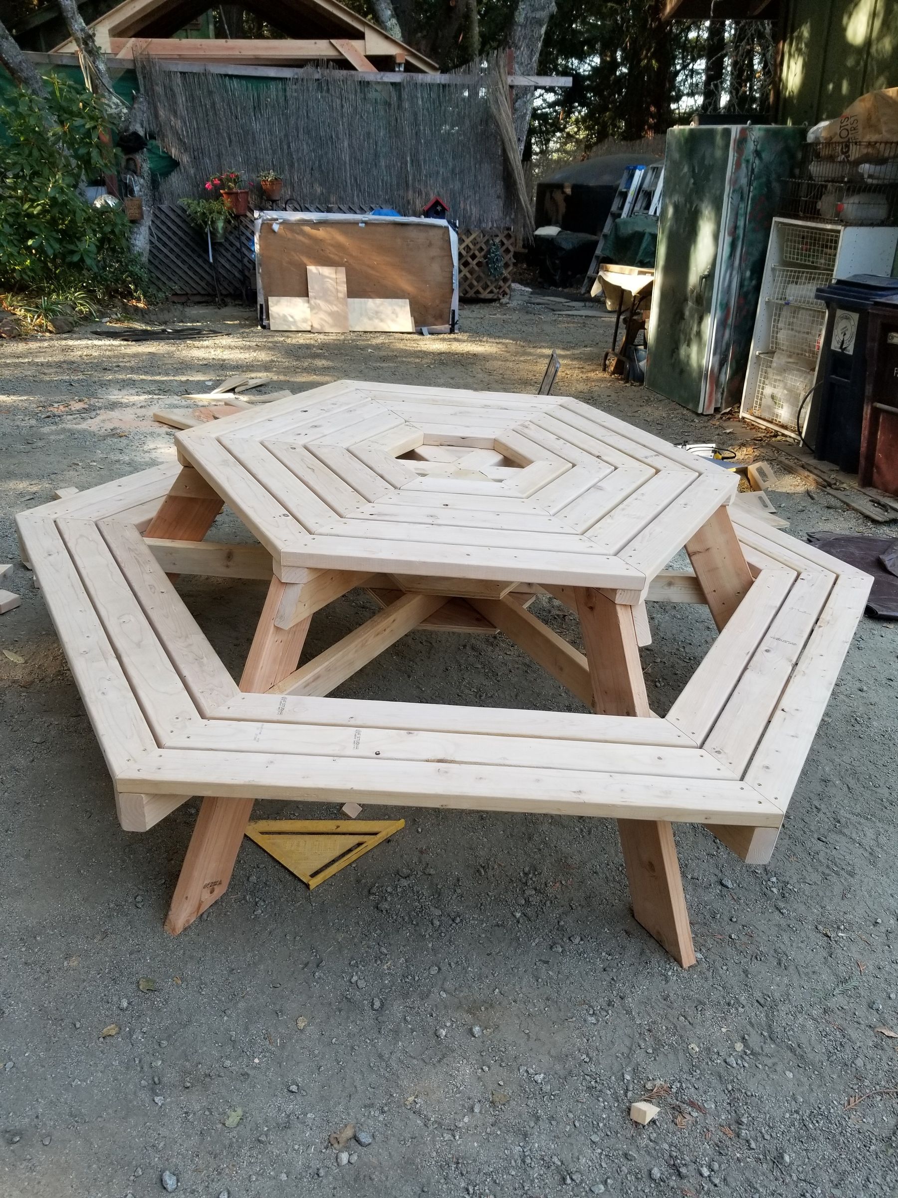 How to Build a Hexagonal Picnic Table : 18 Steps (with Pictures ...