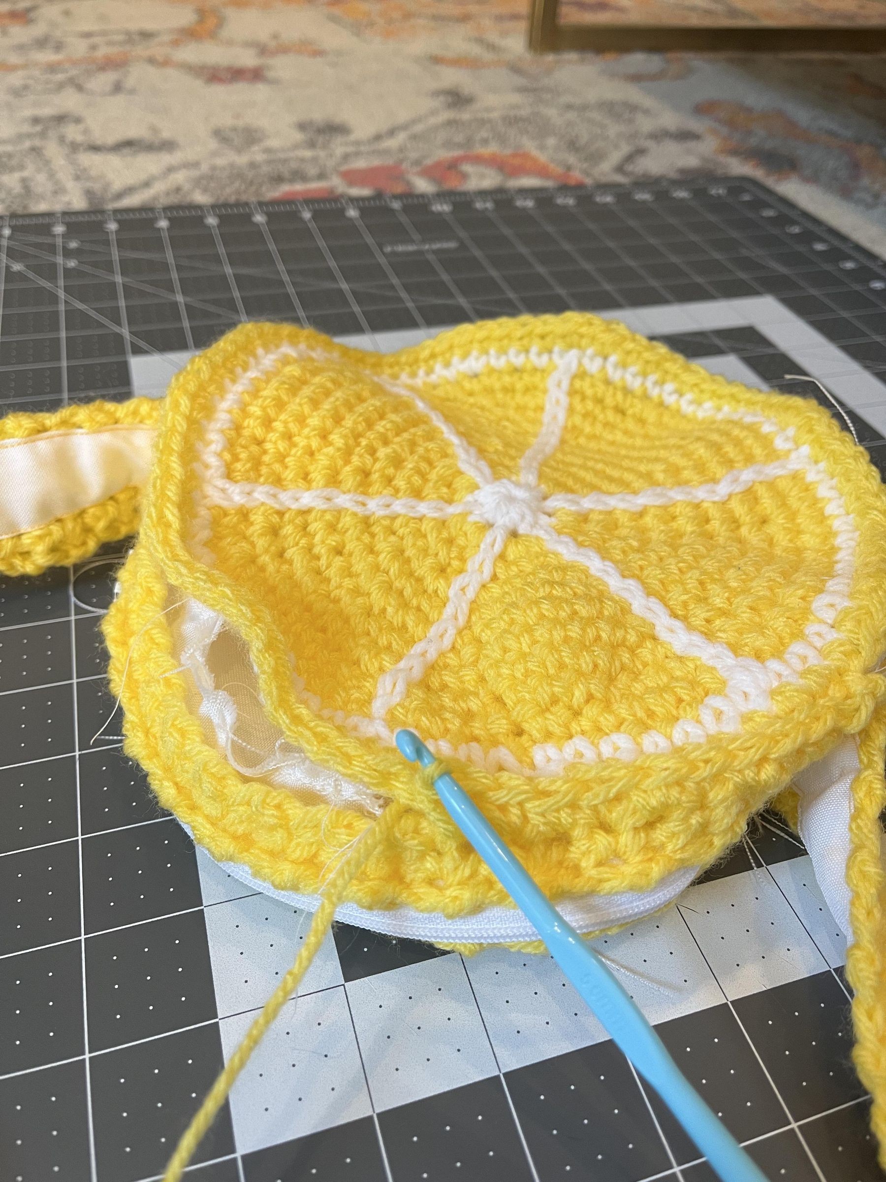 Lemon Crochet Purse : 8 Steps (with Pictures) - Instructables