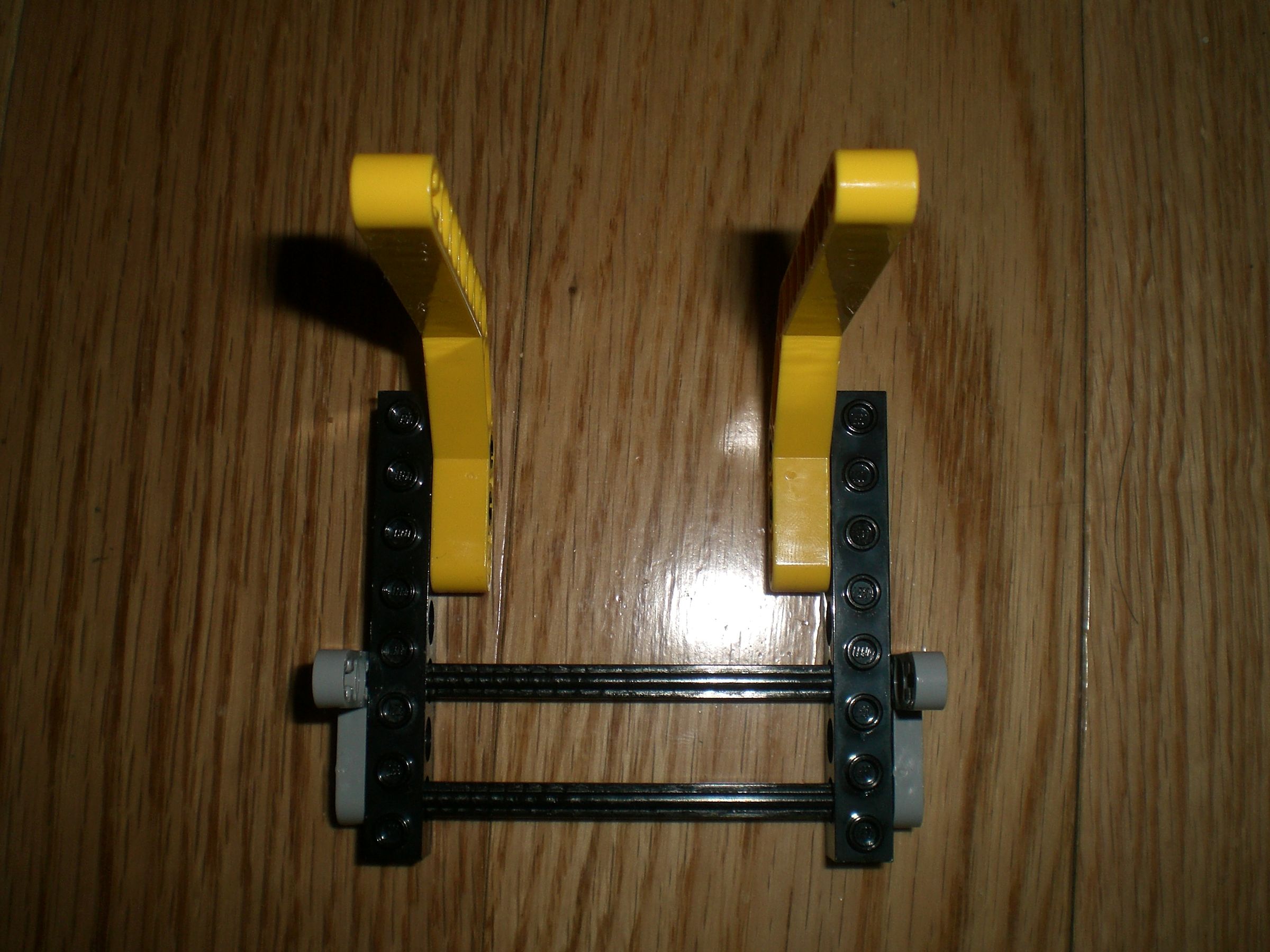 Create an IPod Touch/iPhone Stand From LEGOs! (Vertical and Horizontal) : 8 Steps - Instructables