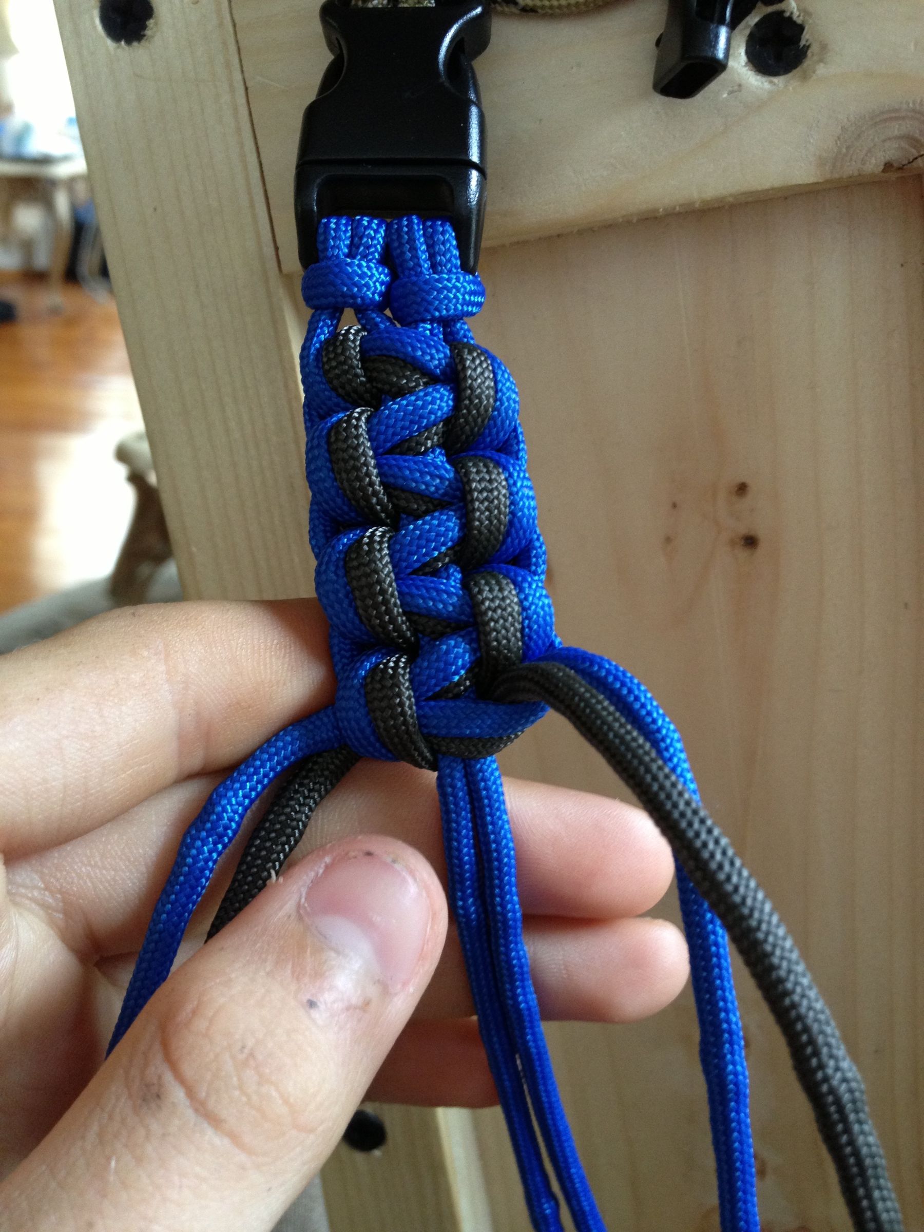 Paracord Monster Cobra : 13 Steps (with Pictures) - Instructables