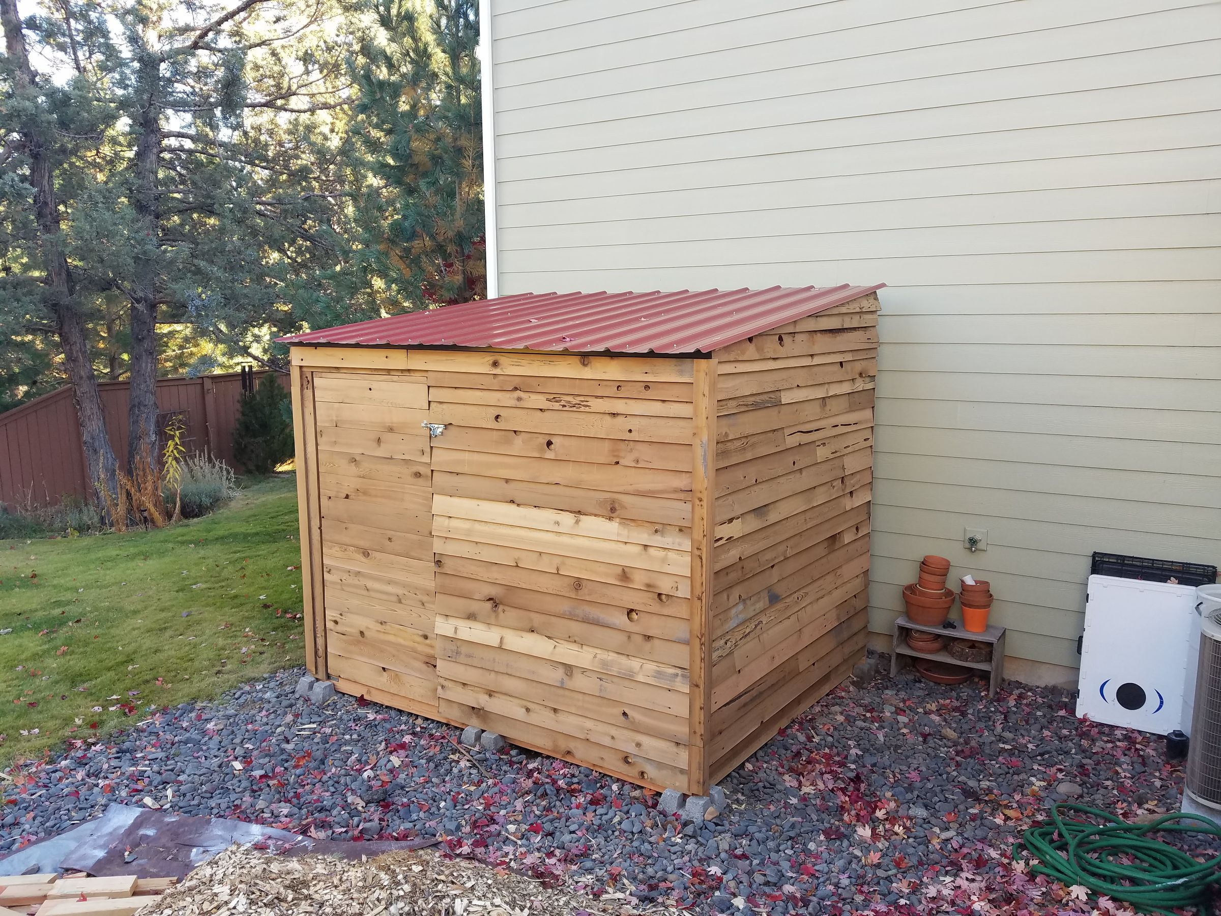 Reclaimed Nearly Free Tool Shed : 9 Steps (with Pictures) - Instructables
