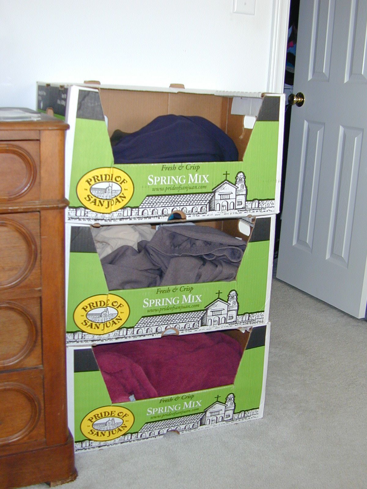 Cardboard Shelves & Storage : 8 Steps - Instructables