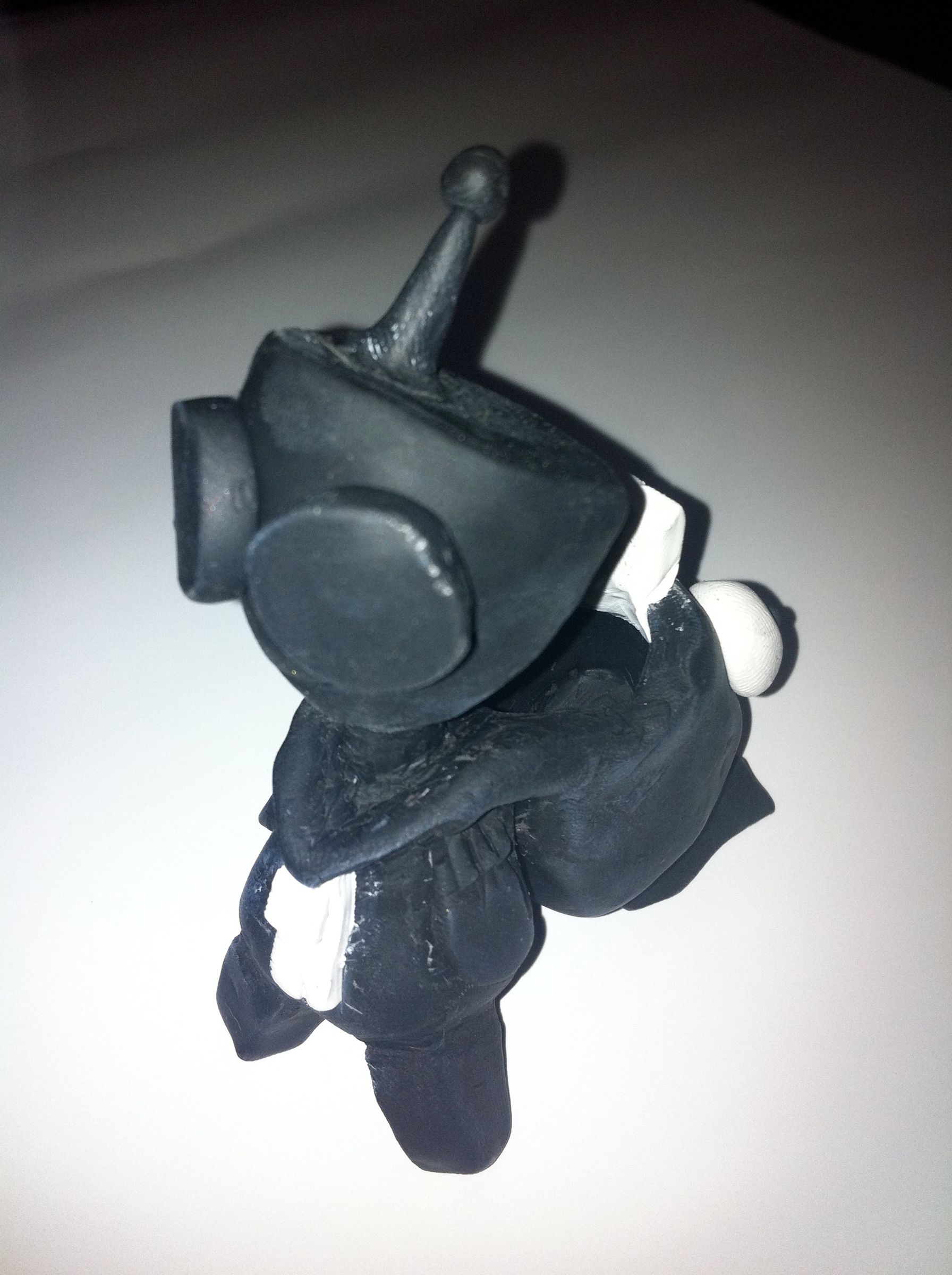 How to Make an Emo GIR Action Figurine From the Cartoon Invader Zim W ...