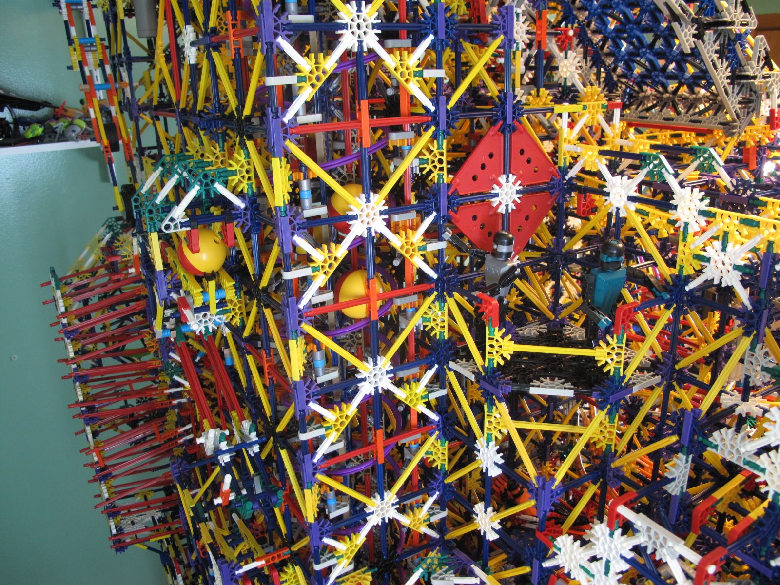 Knex Inverted Helix Lift V2 : 12 Steps - Instructables