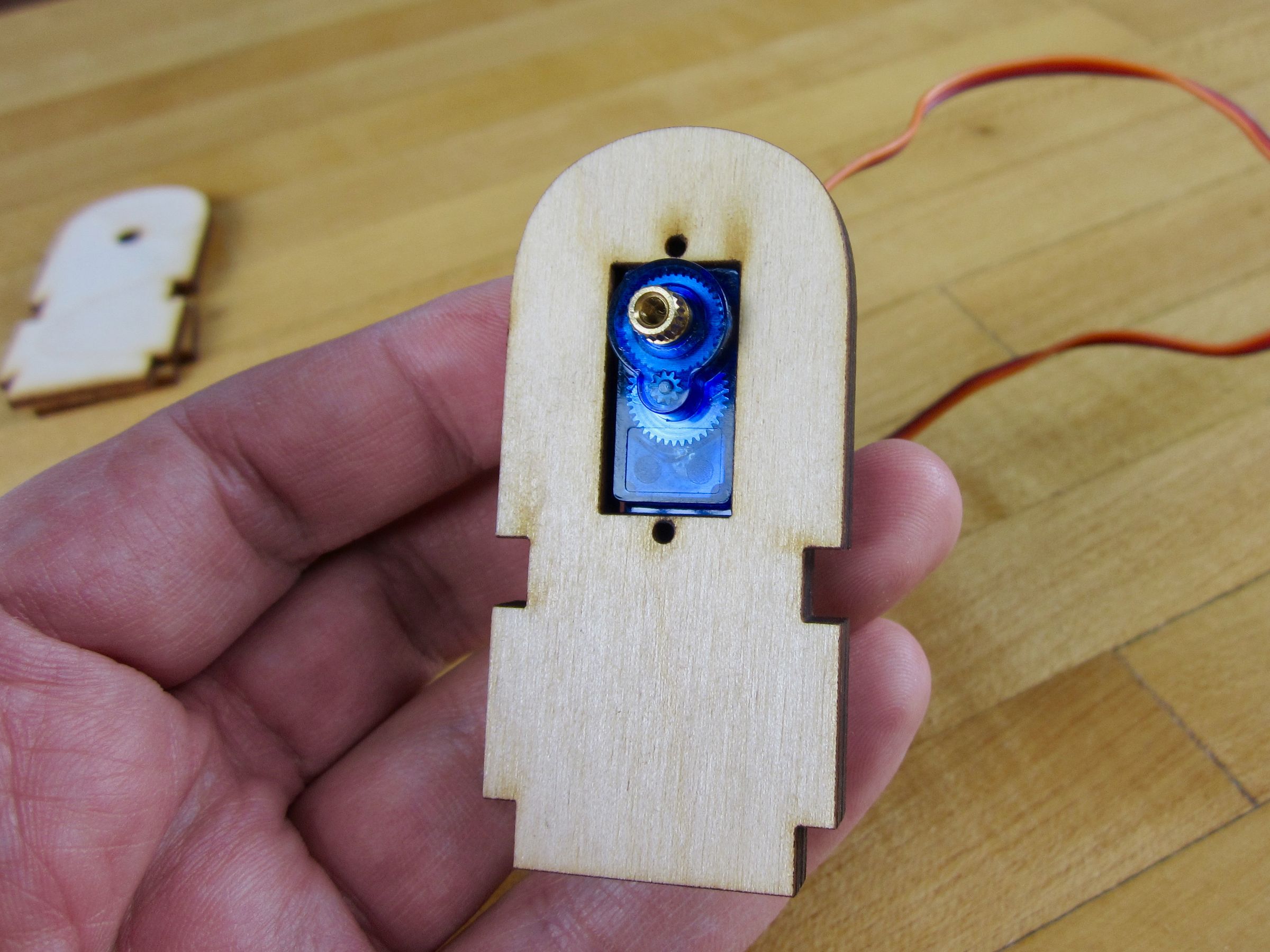 Dual Axis Tracker V2.0 : 15 Steps (with Pictures) - Instructables