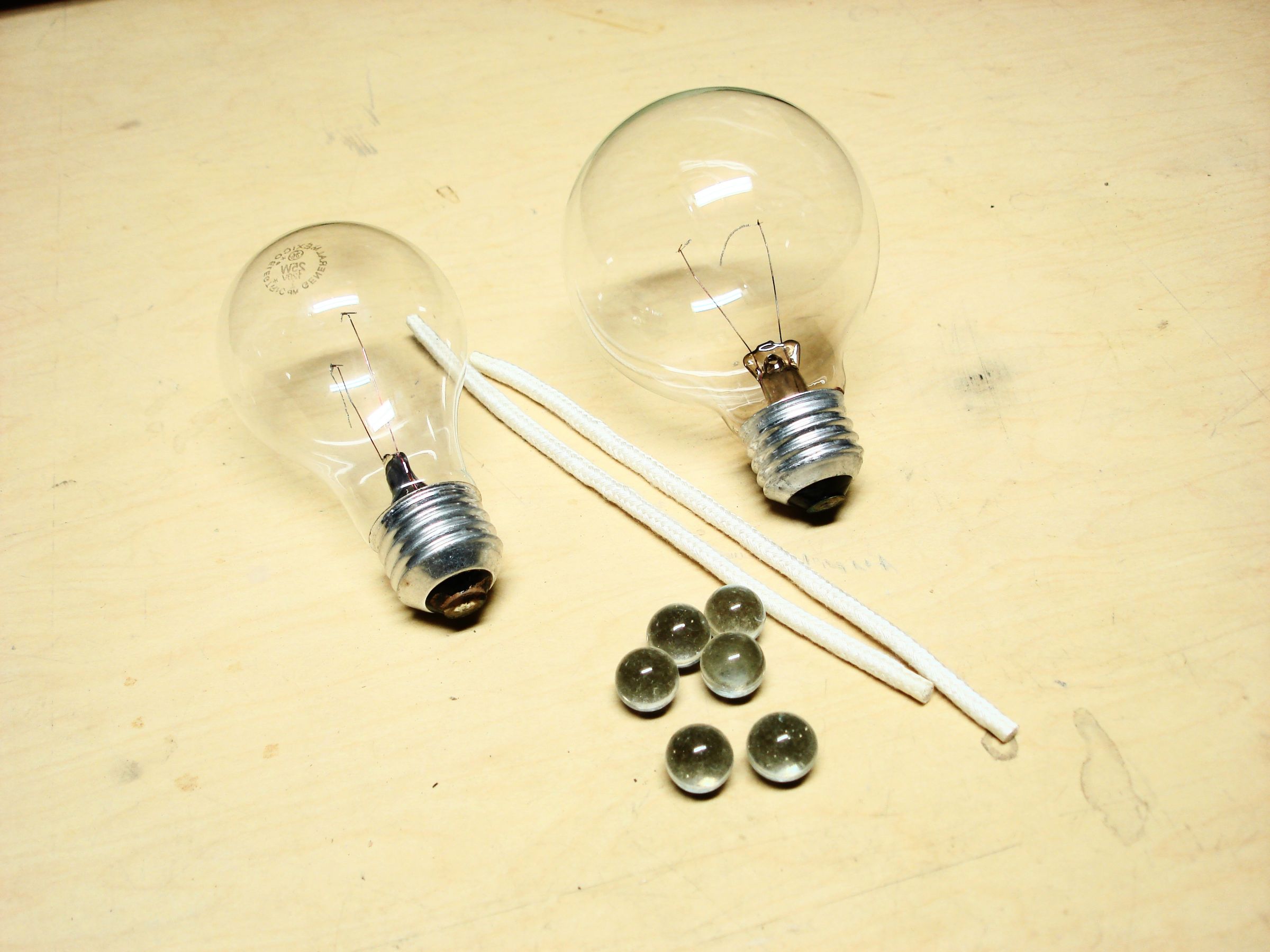 Used Light Bulb Oil/Alcohol Lamp : 6 Steps - Instructables