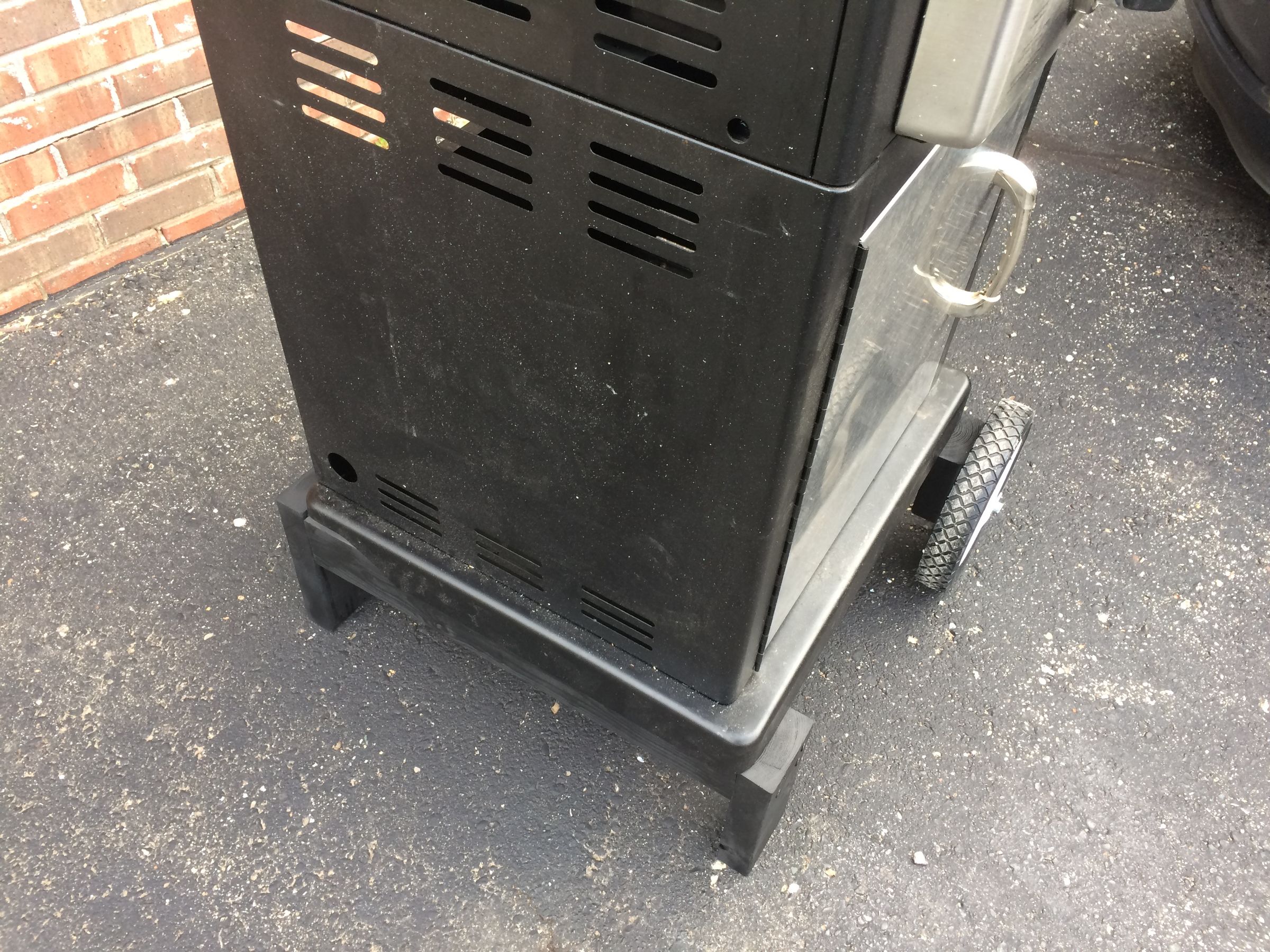 Grill Wheel Upgrade : 7 Steps (with Pictures) - Instructables