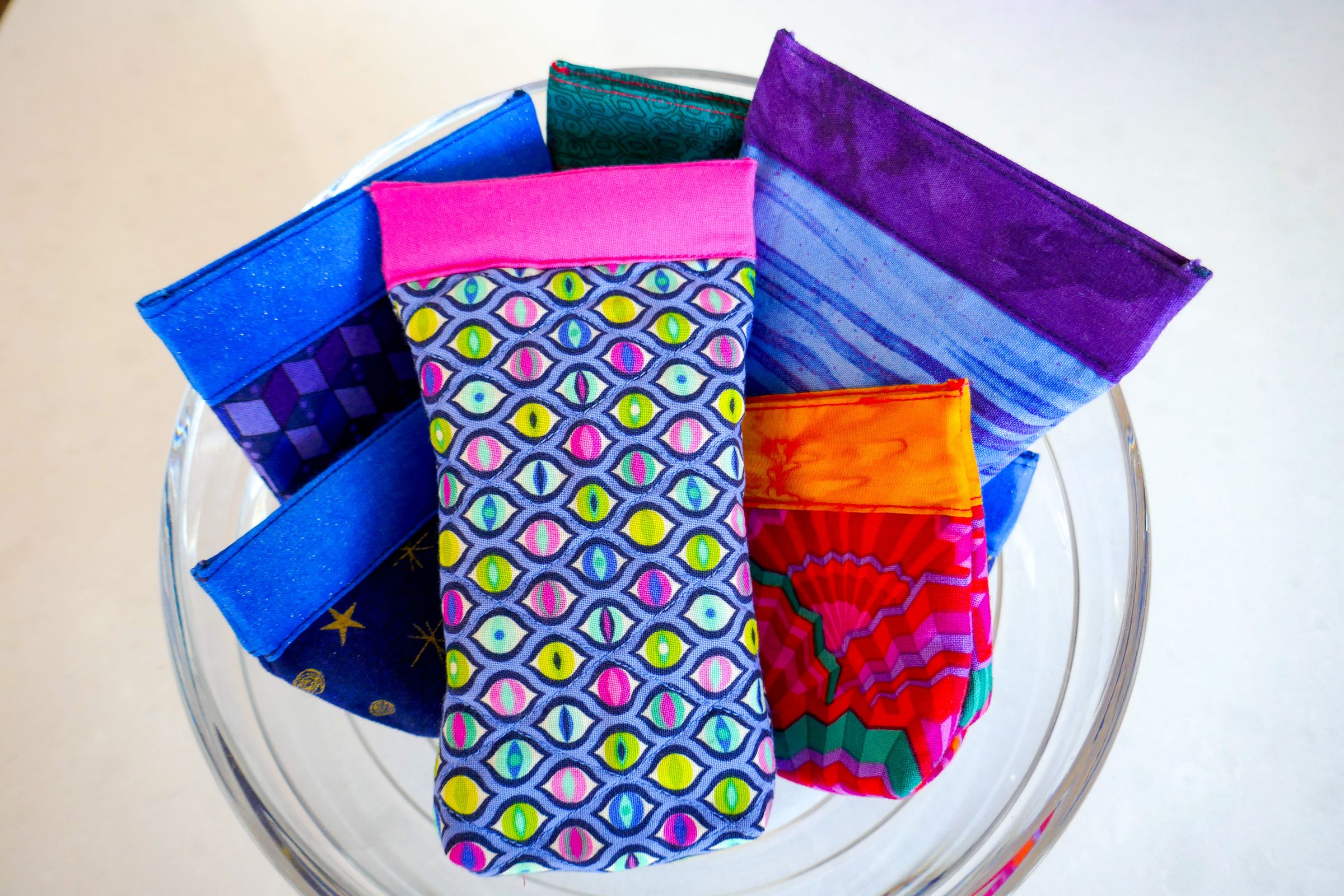 Transform Broken Measuring Tape to Coin Purse : 10 Steps (with Pictures ...