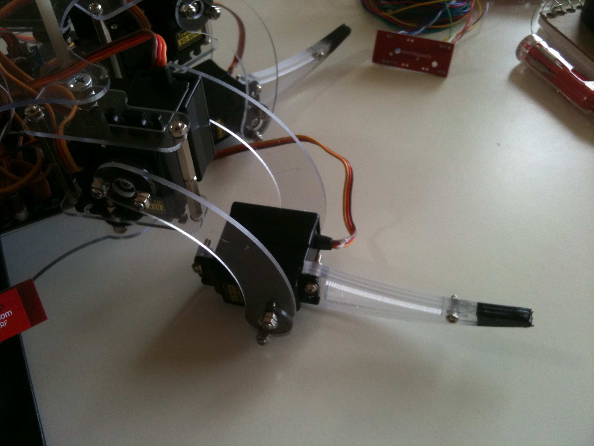 How to Build a Wireless Hexapod Robot : 16 Steps (with Pictures ...