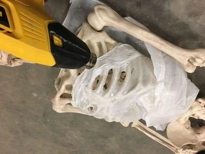 Escape Room Props - Decomposing Skeleton : 4 Steps (with Pictures ...