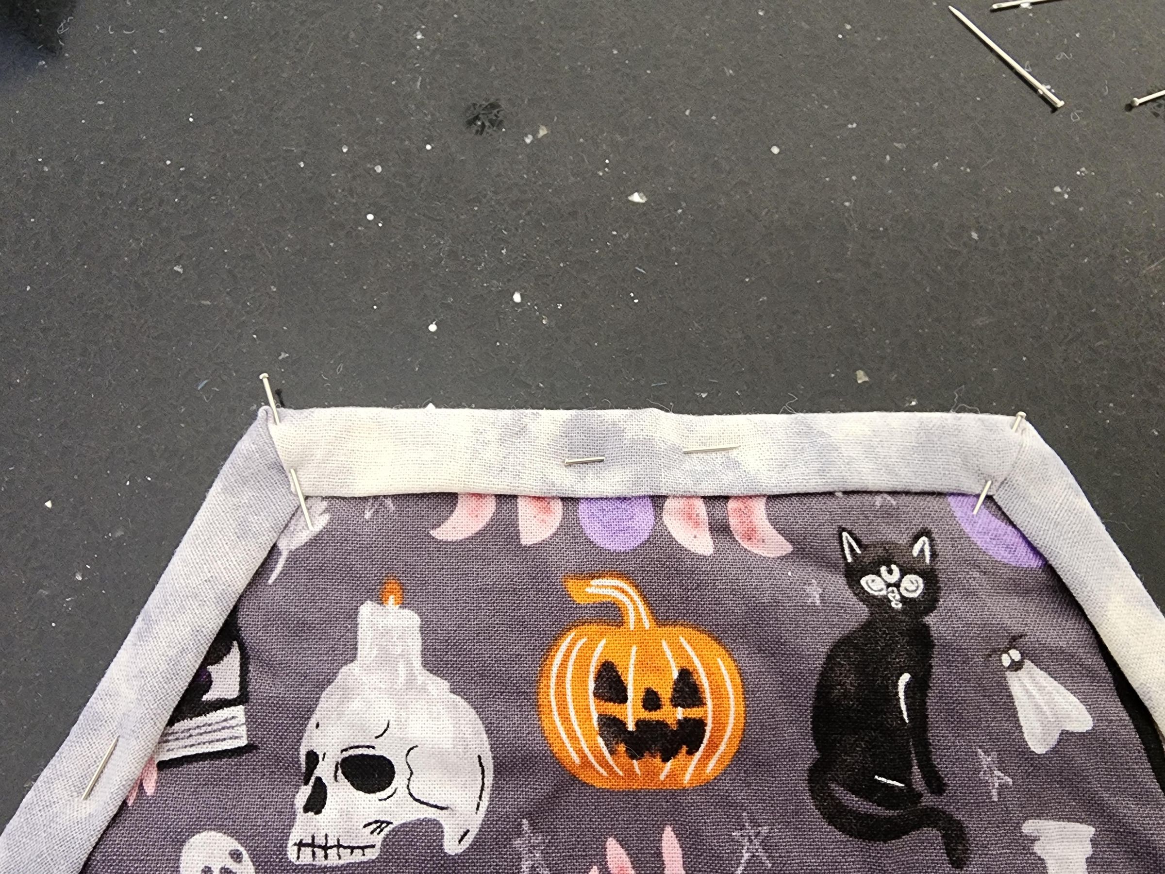 Hand Sewn Coffin Shaped Quilt-As-You-Go King Size Quilt : 10 Steps ...