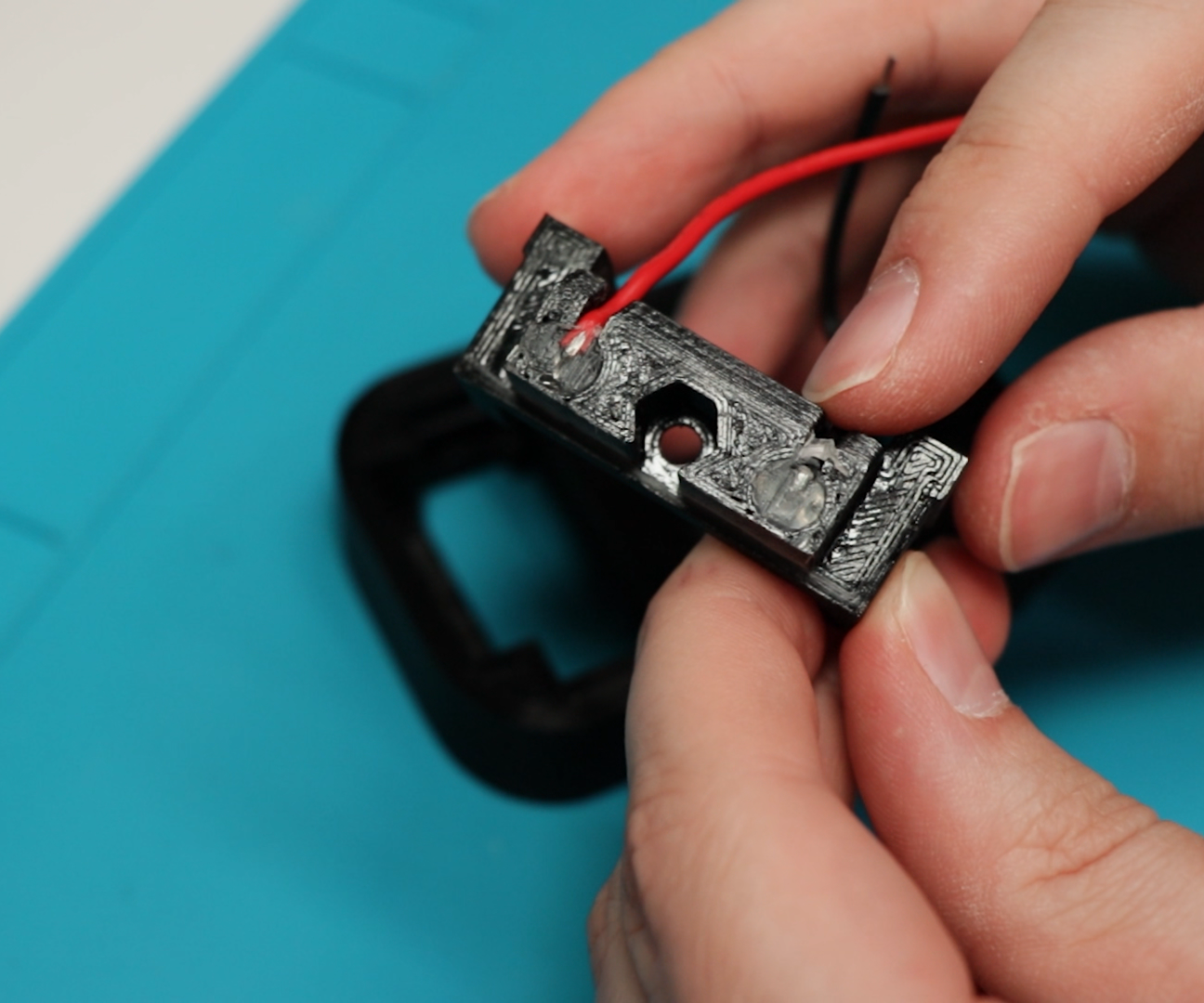 The Engineering Complexity of a Simple 3D Printed Air Blower : 14 Steps ...
