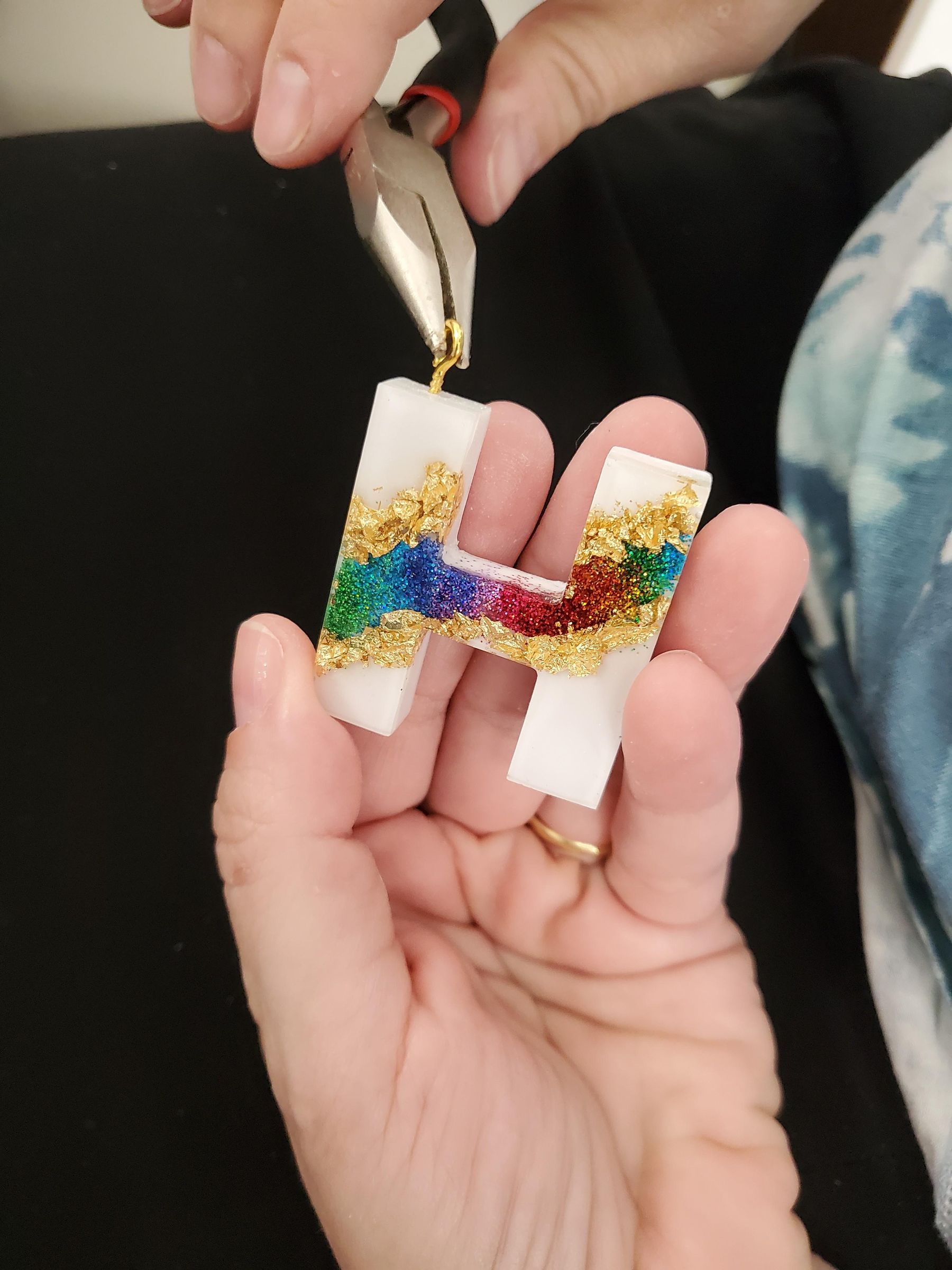 UV Resin Rainbow Keychain : 5 Steps (with Pictures) - Instructables