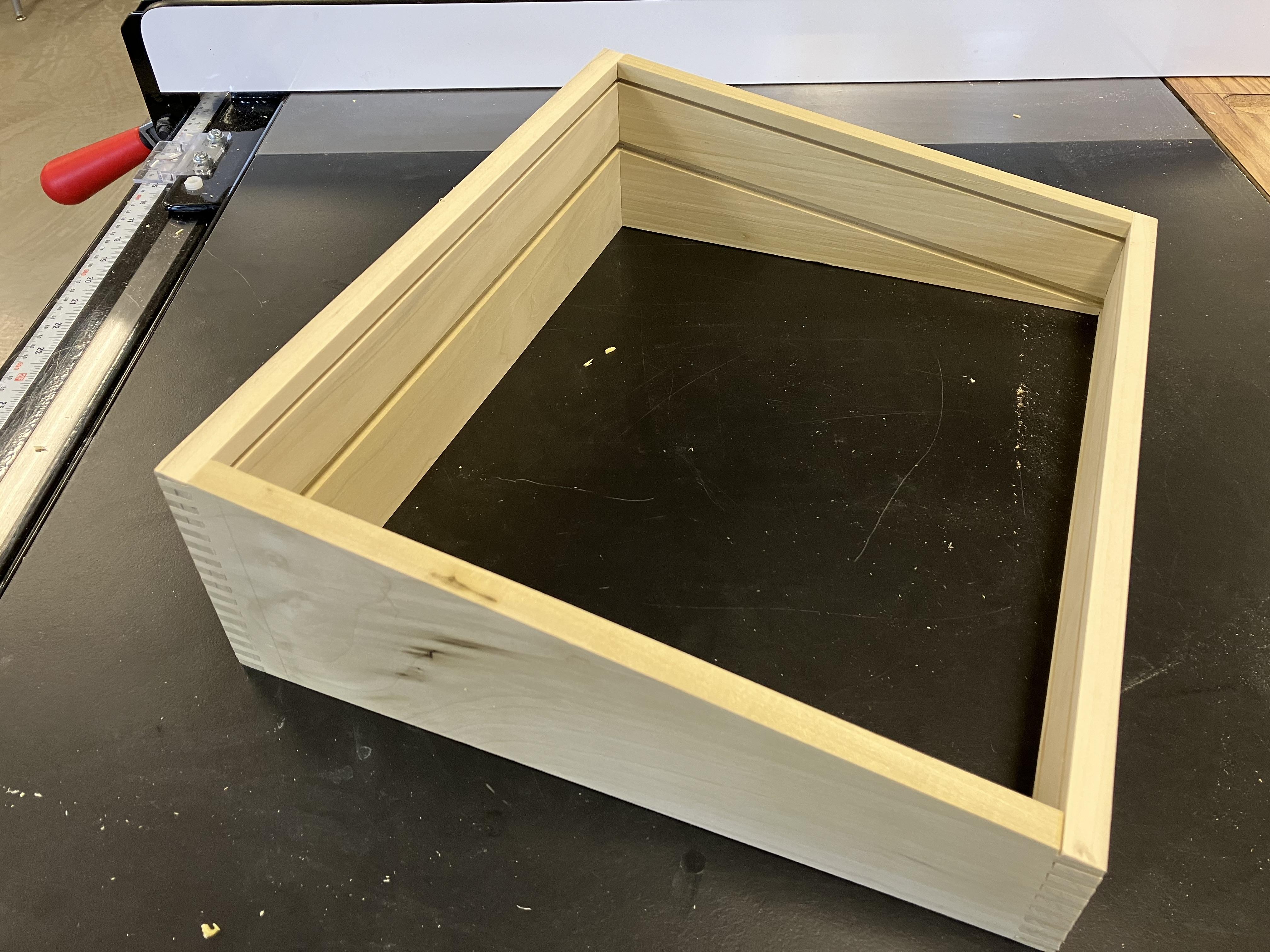 Specimen Box | Display Case : 6 Steps (with Pictures) - Instructables