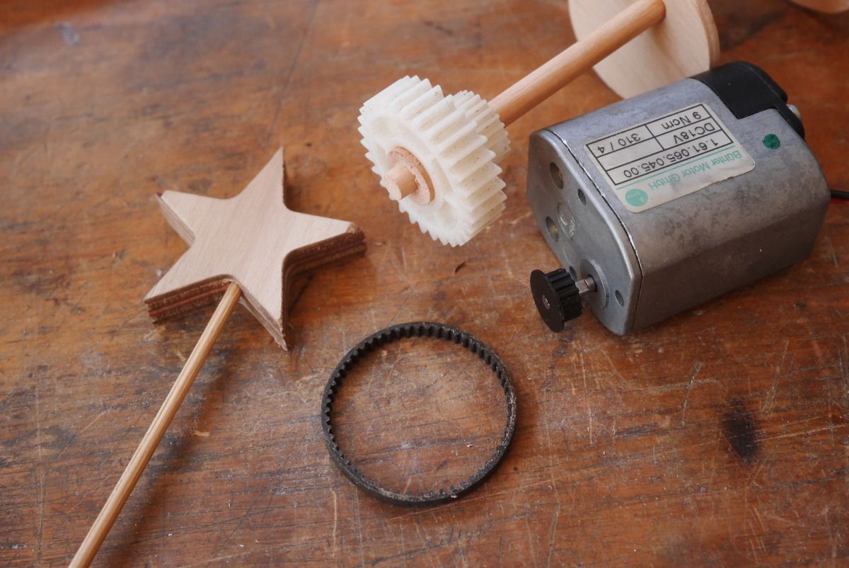 Simple Christmas Automata Ornament : 4 Steps (with Pictures ...