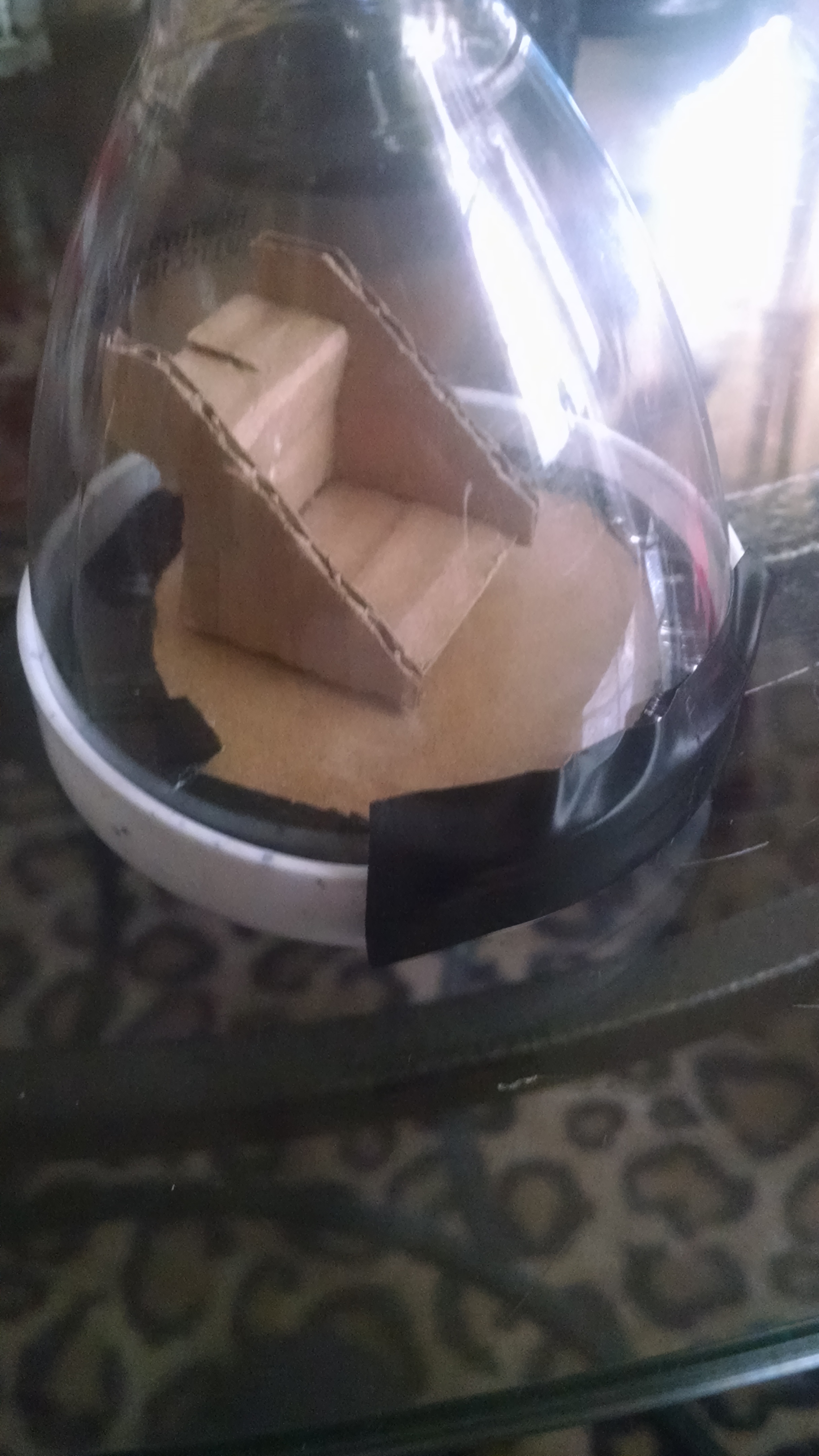 Toy Space Capsule : 11 Steps - Instructables