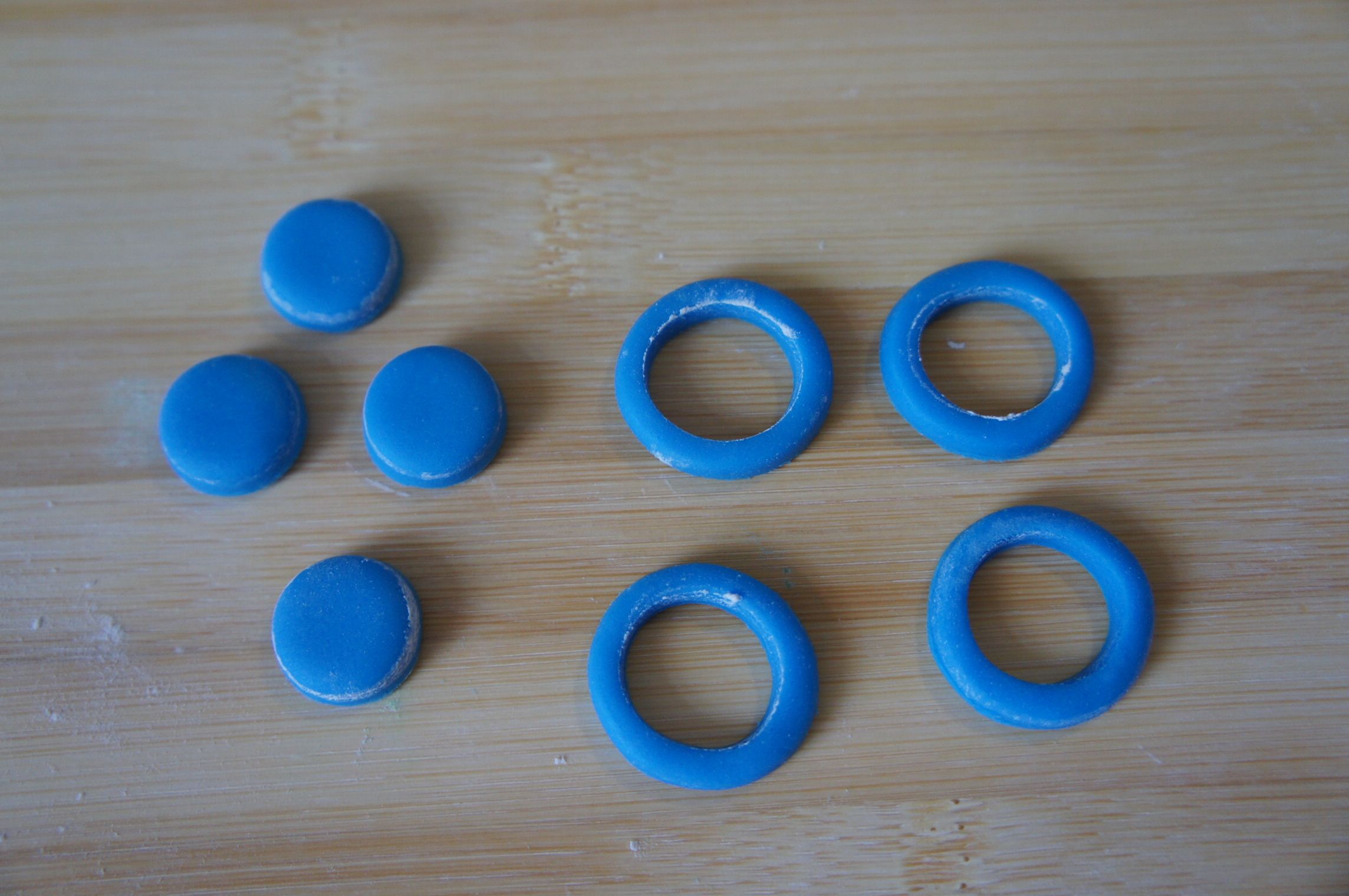 Edible Fondant Rings : 4 Steps (with Pictures) - Instructables
