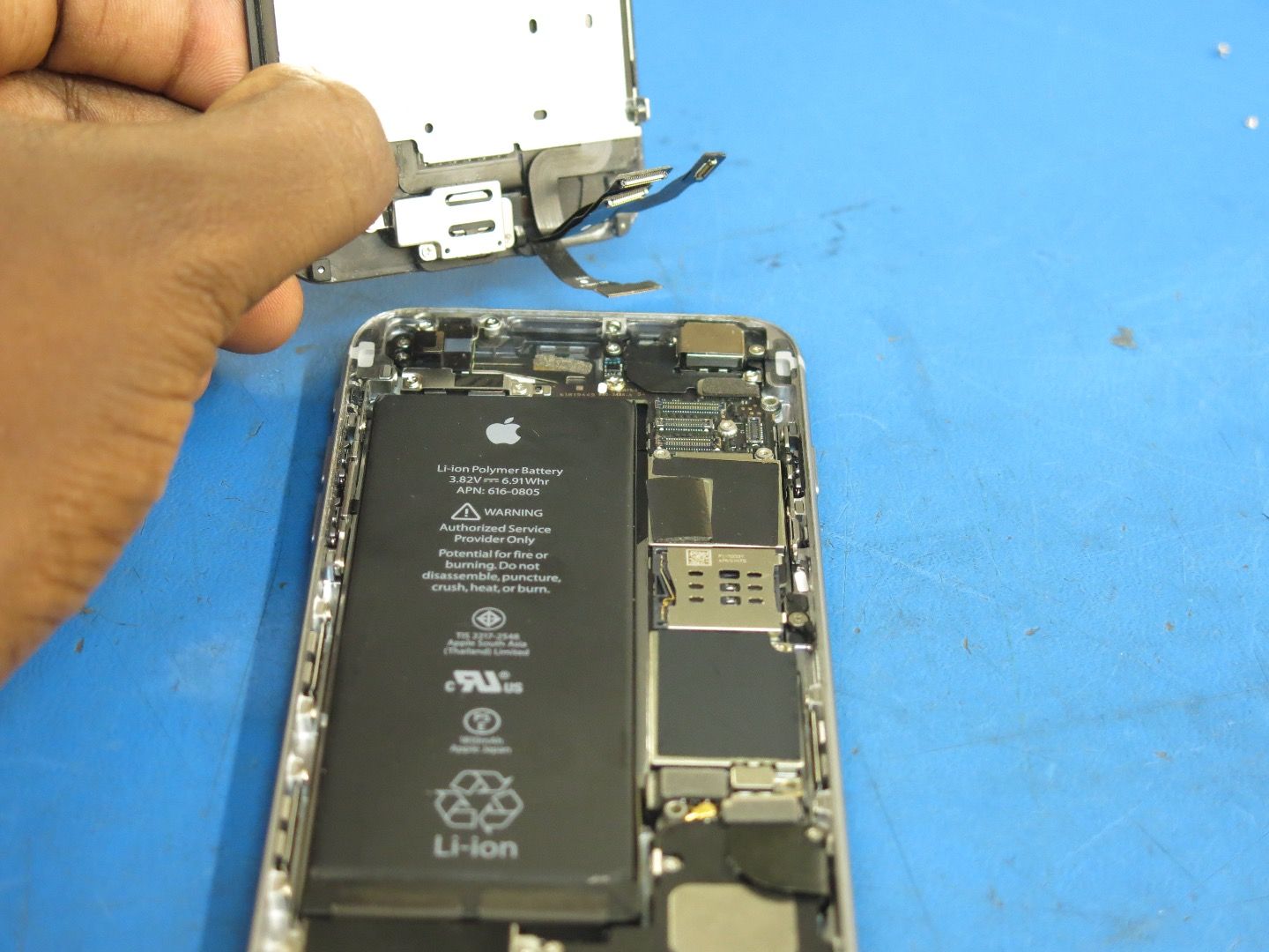 IPhone 6 Rear Camera Replacement : 18 Steps - Instructables