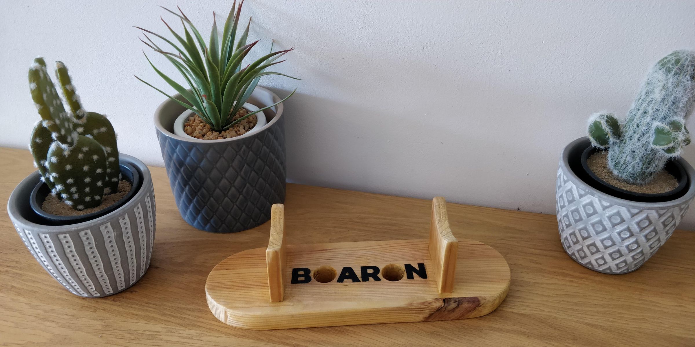 Simple Small Desktop Wooden Stand / Holder for Different Purposes : 25 ...