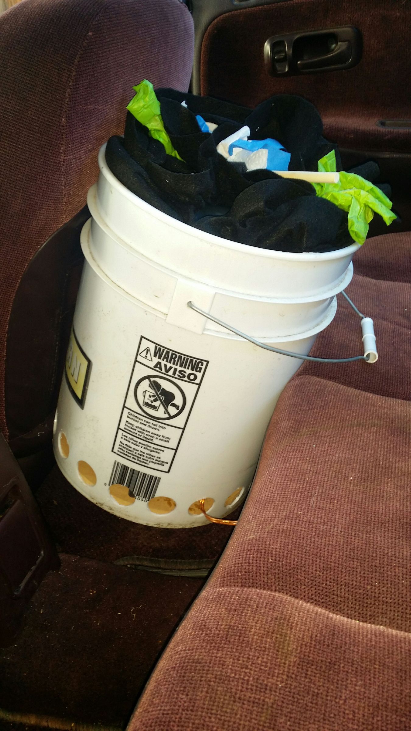 Discreet Bass Bucket : 6 Steps - Instructables