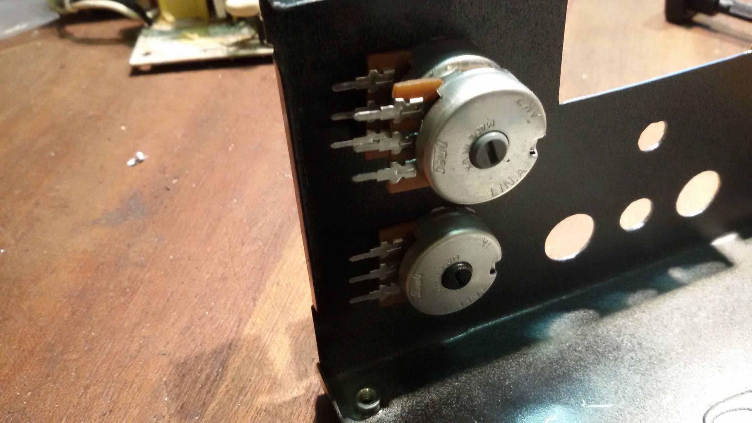 Adjustable High Current Lab SMPS Out of a Standard ATX PS : 17 Steps ...