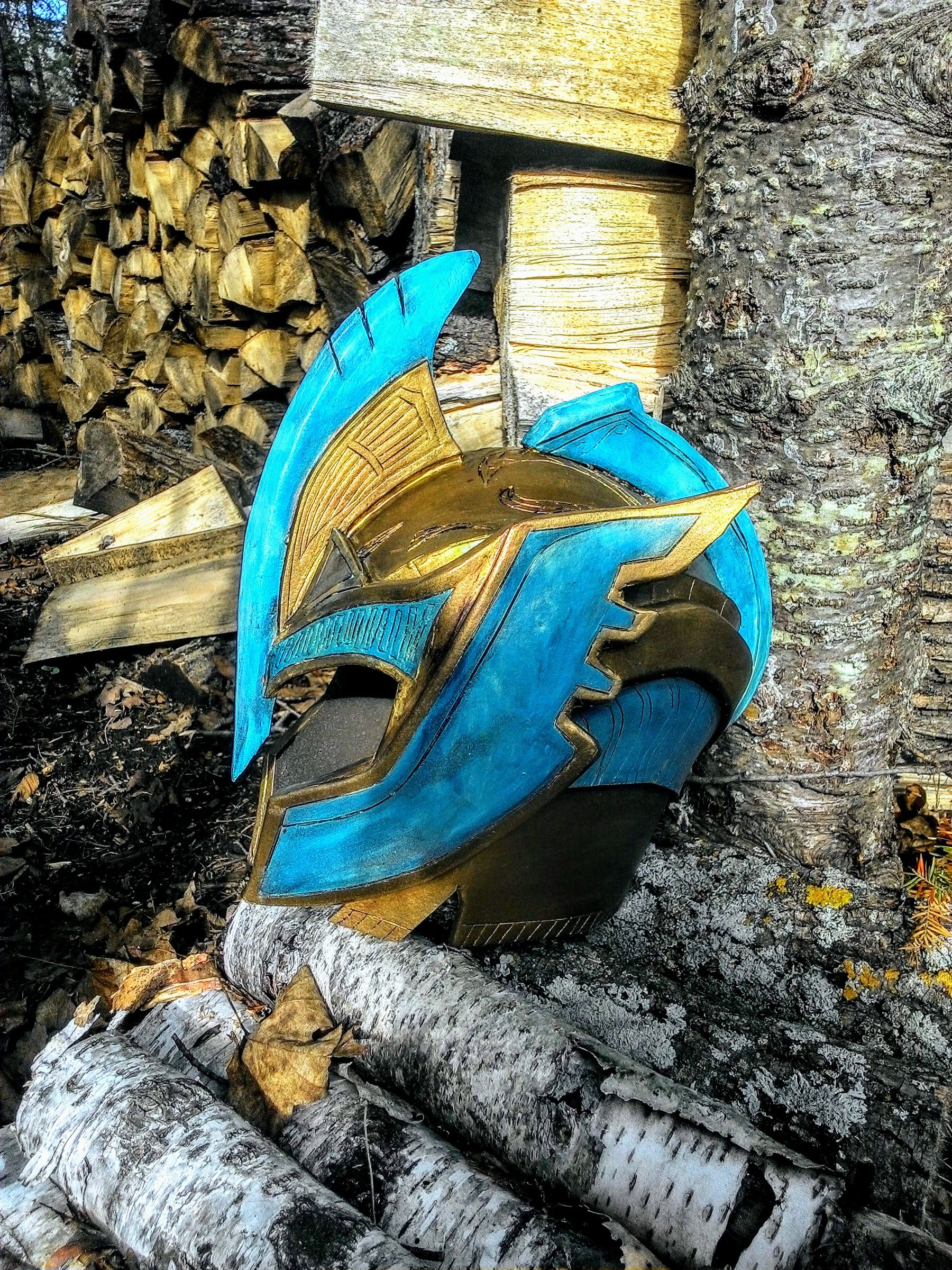Skyrim Glass Helmet Build : 8 Steps (with Pictures) - Instructables