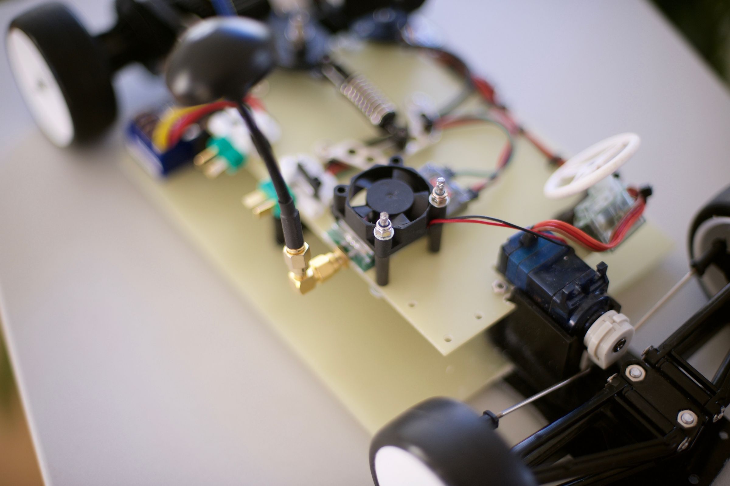 Tamiya F103 GT // FPV CAR : 4 Steps (with Pictures) - Instructables