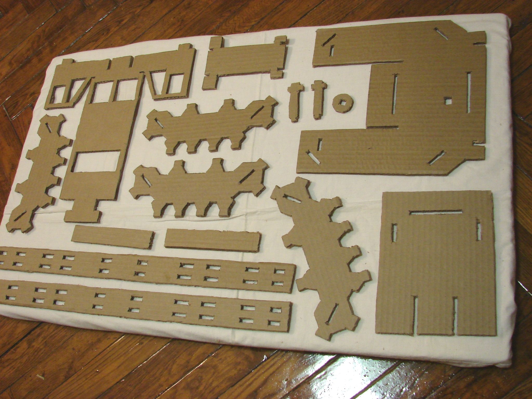 Tractor-cardboarder : 16 Steps (with Pictures) - Instructables