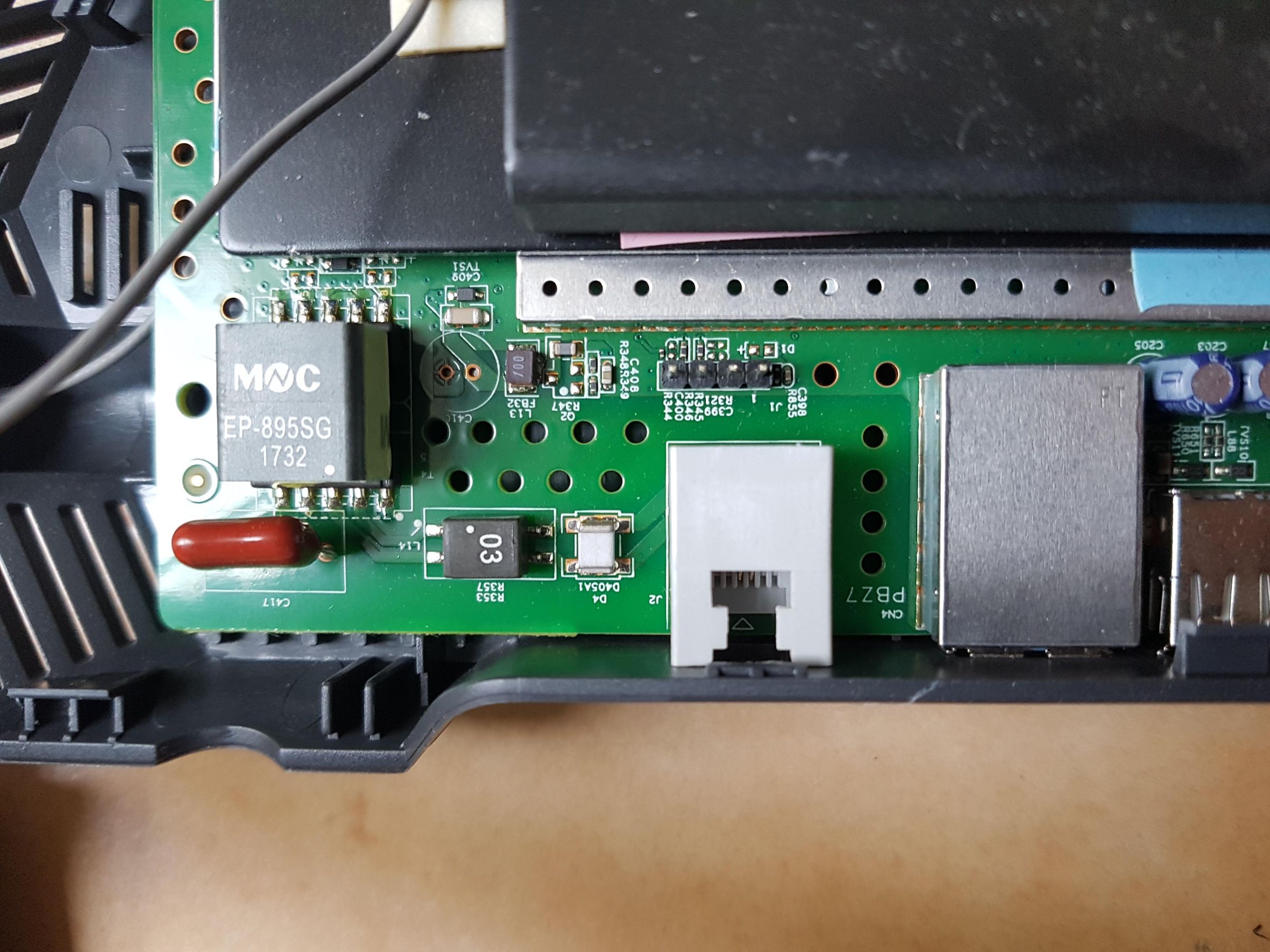Disassemble and Mod the D-Link DSL-5300 COBRA AC5300 Wave 2 MU-MIMO Wi ...