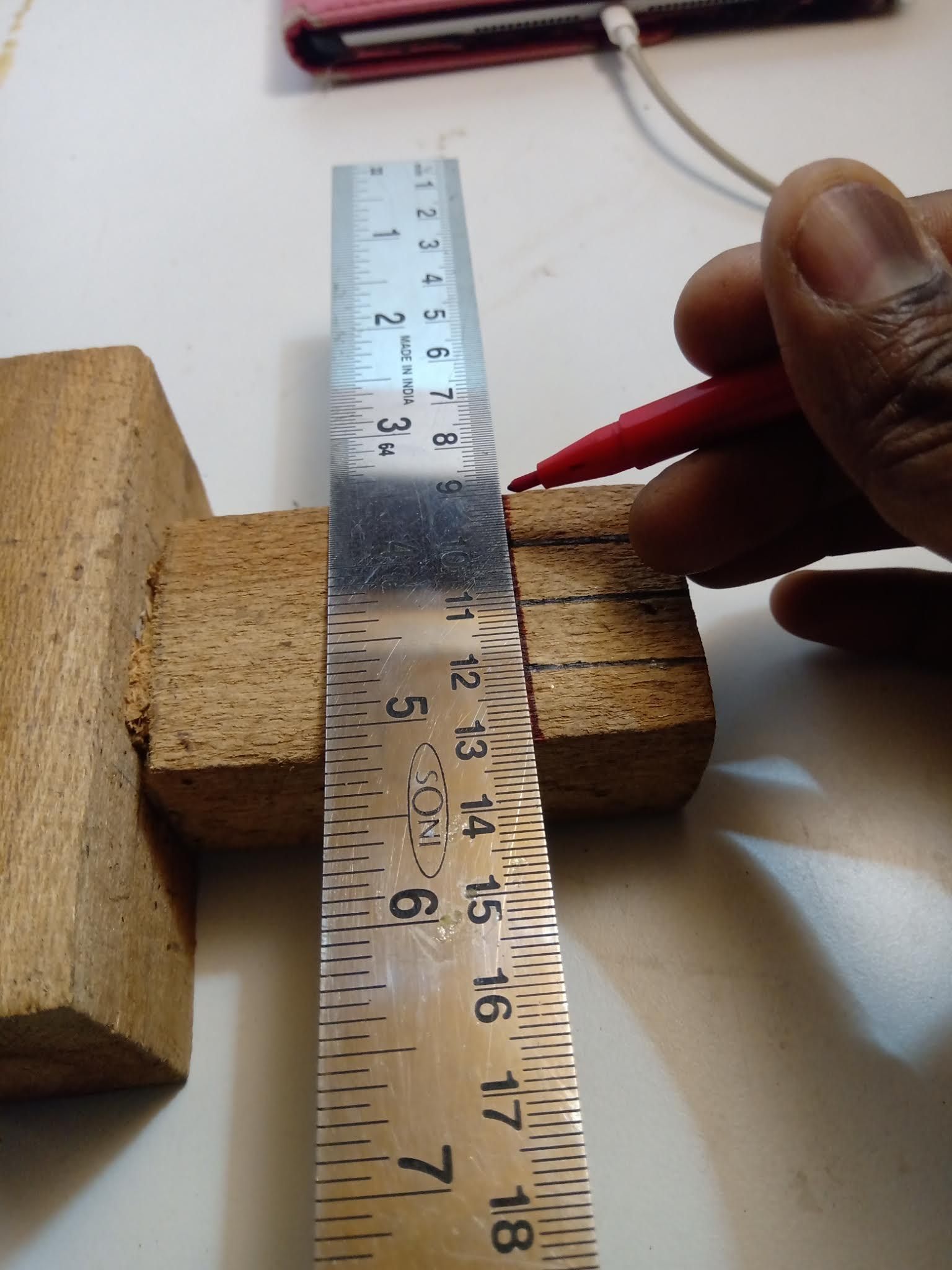 DIY Plastic Bottle Cutter! : 7 Steps - Instructables