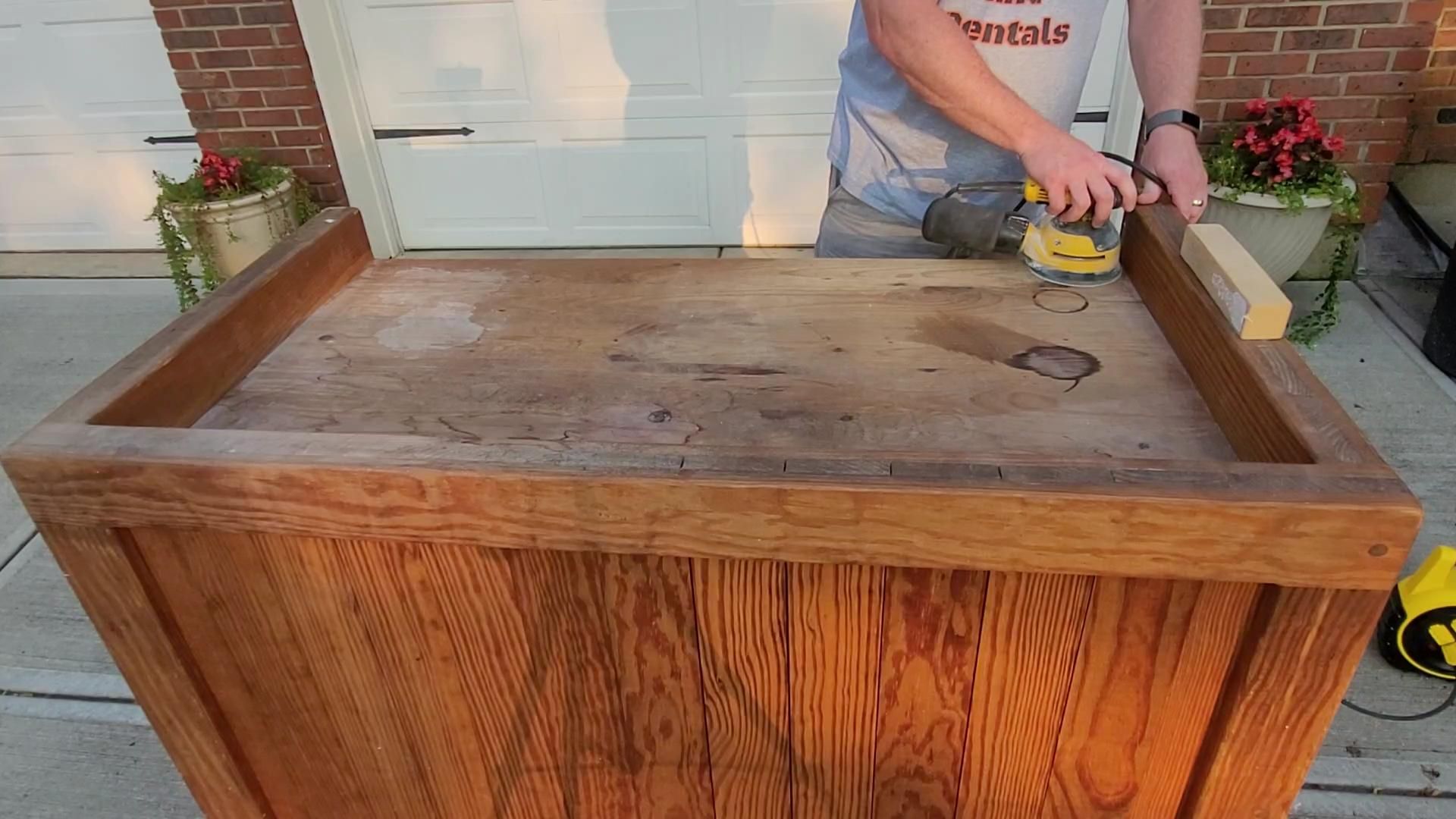 Garbage Picked Desk to Gorgeous Portable Bar : 15 Steps (with Pictures ...