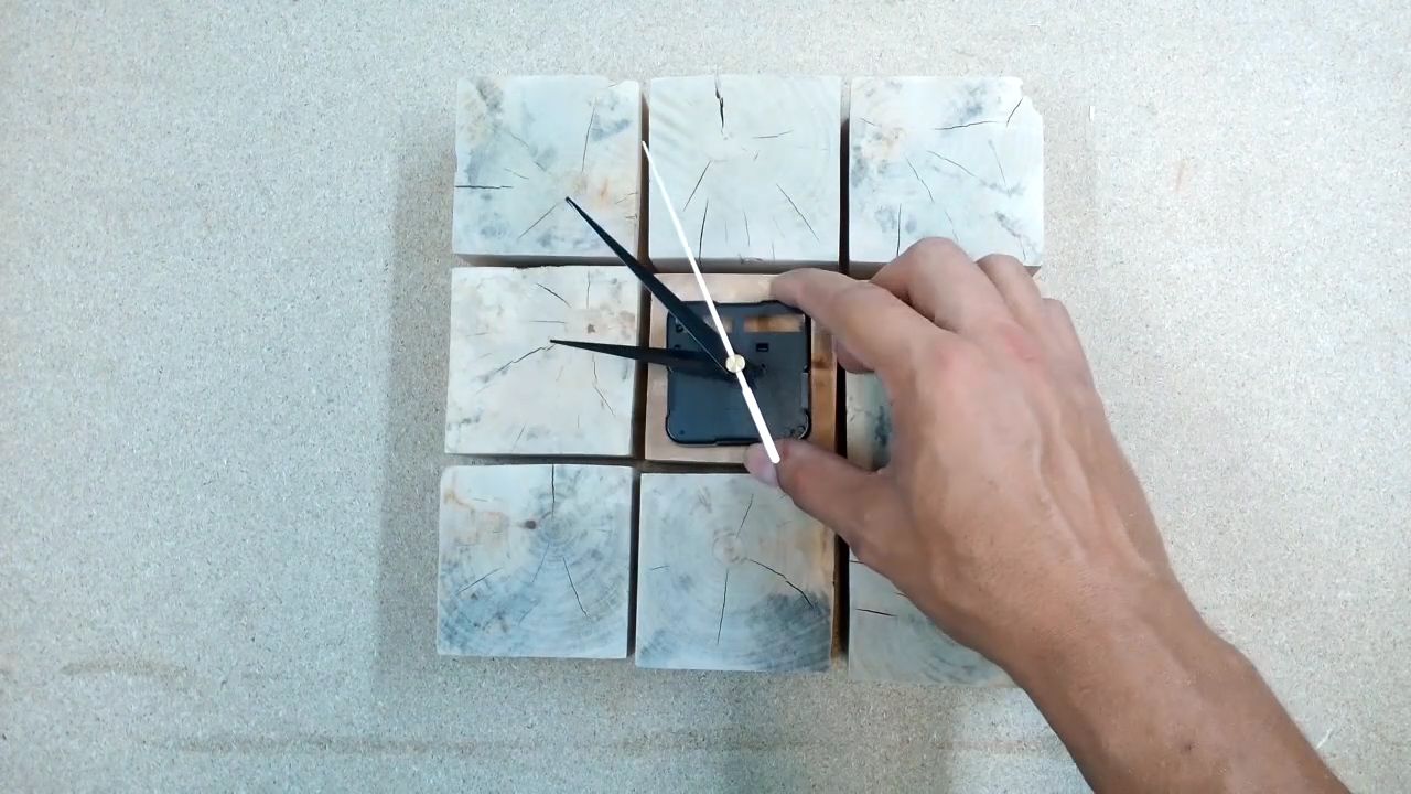 A Clock From Pallet Wood Blocks : 7 Steps (with Pictures) - Instructables