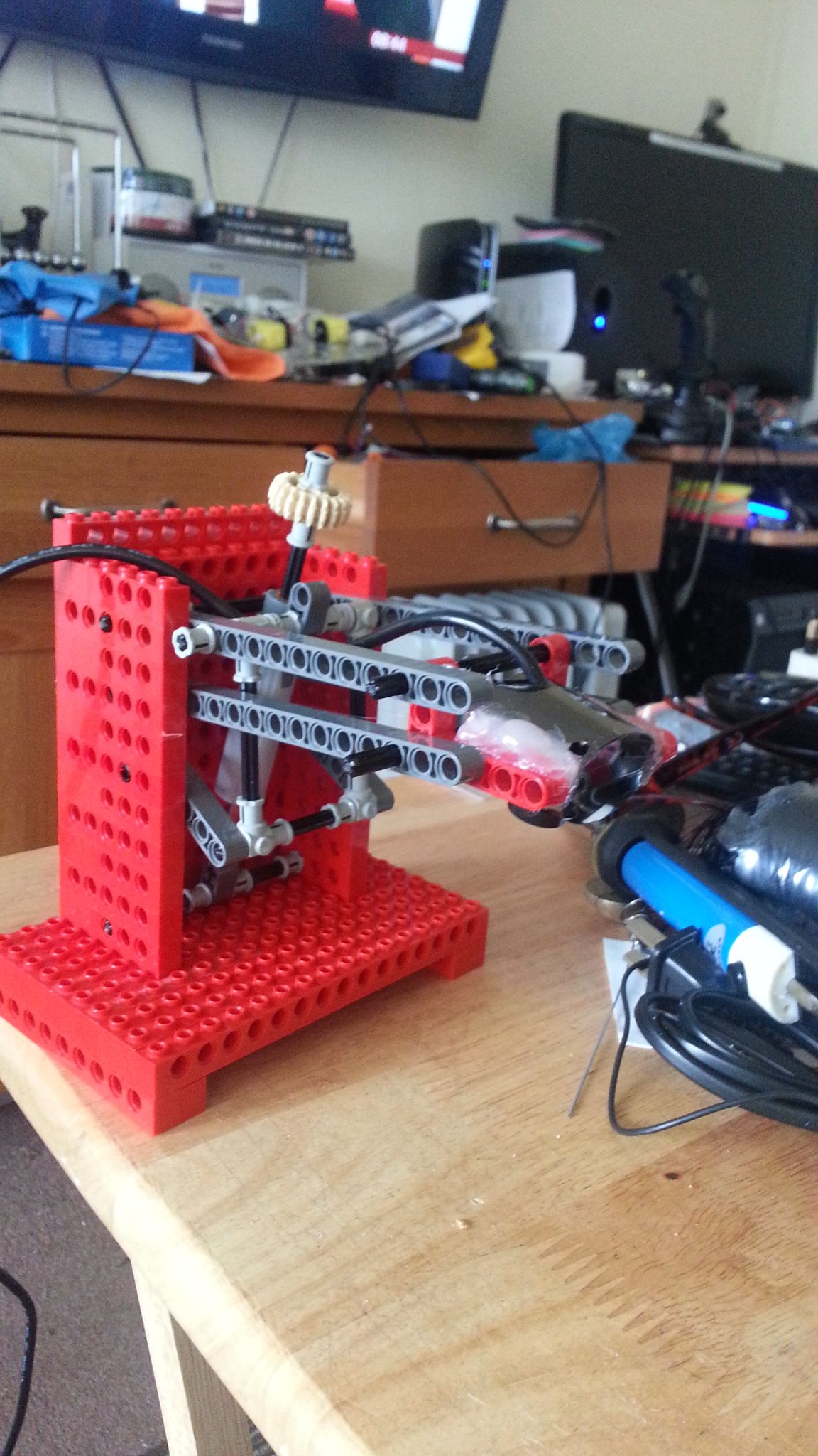 Save Money on Your DIY Laboratory - Robust, Easy to Focus USB ...