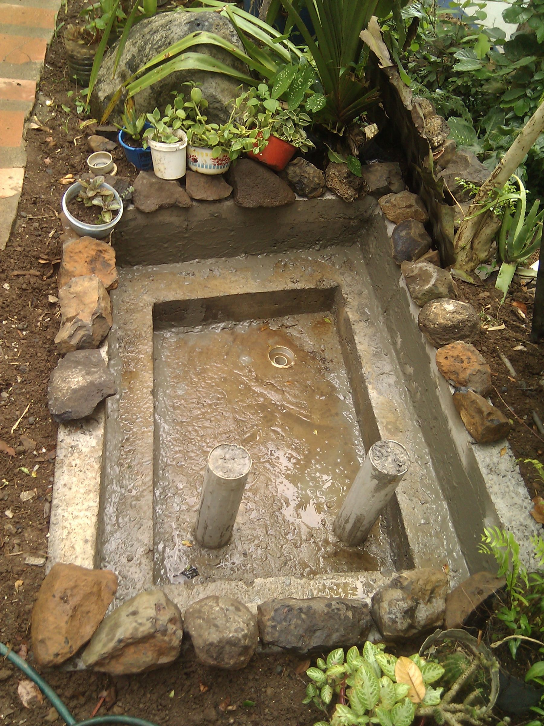 Concrete Pond : 9 Steps (with Pictures) - Instructables